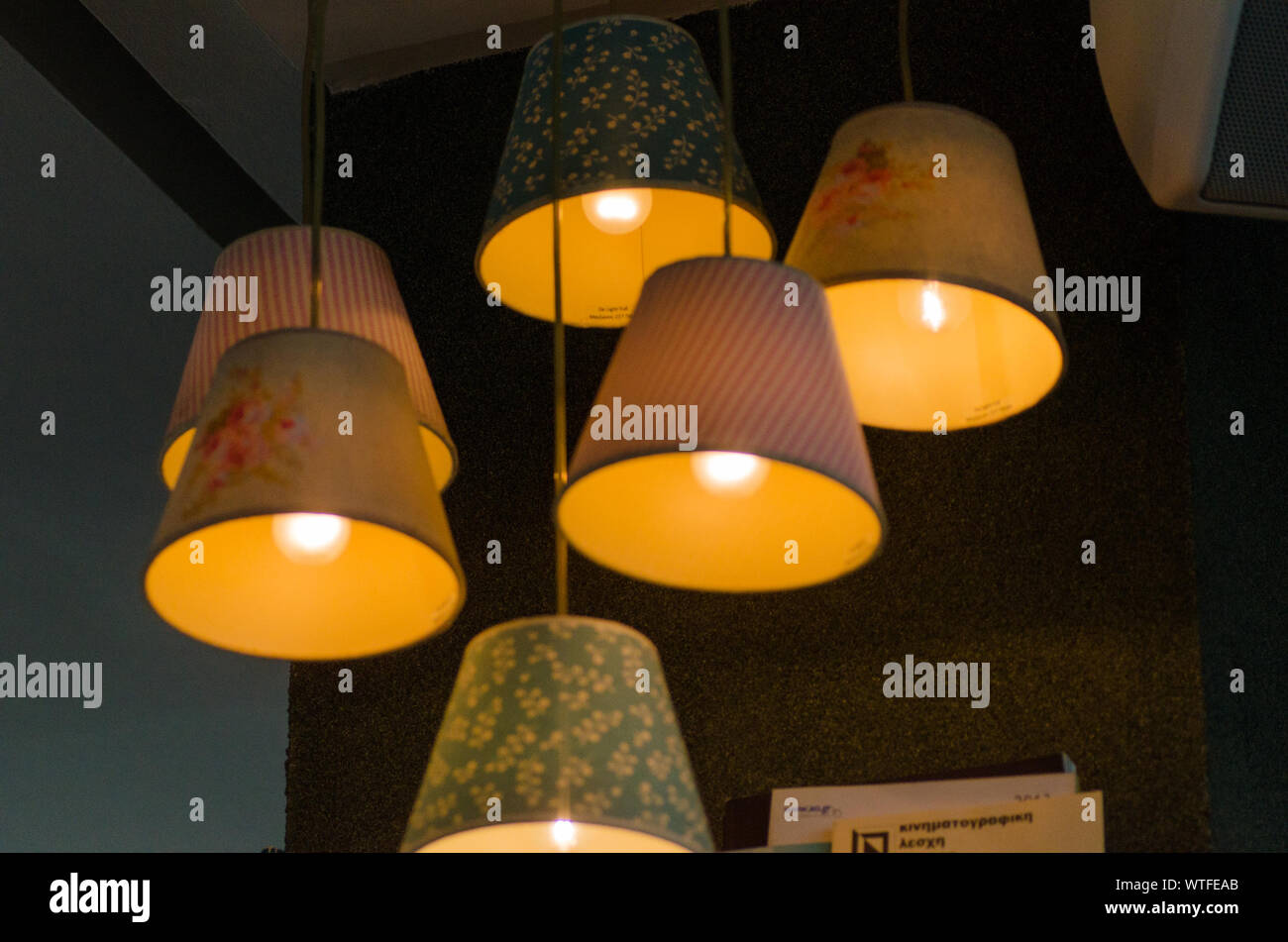 Low hanging lamps hi-res stock photography and images - Alamy