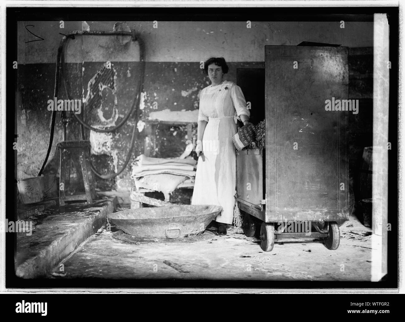 Miss money hi-res stock photography and images - Alamy