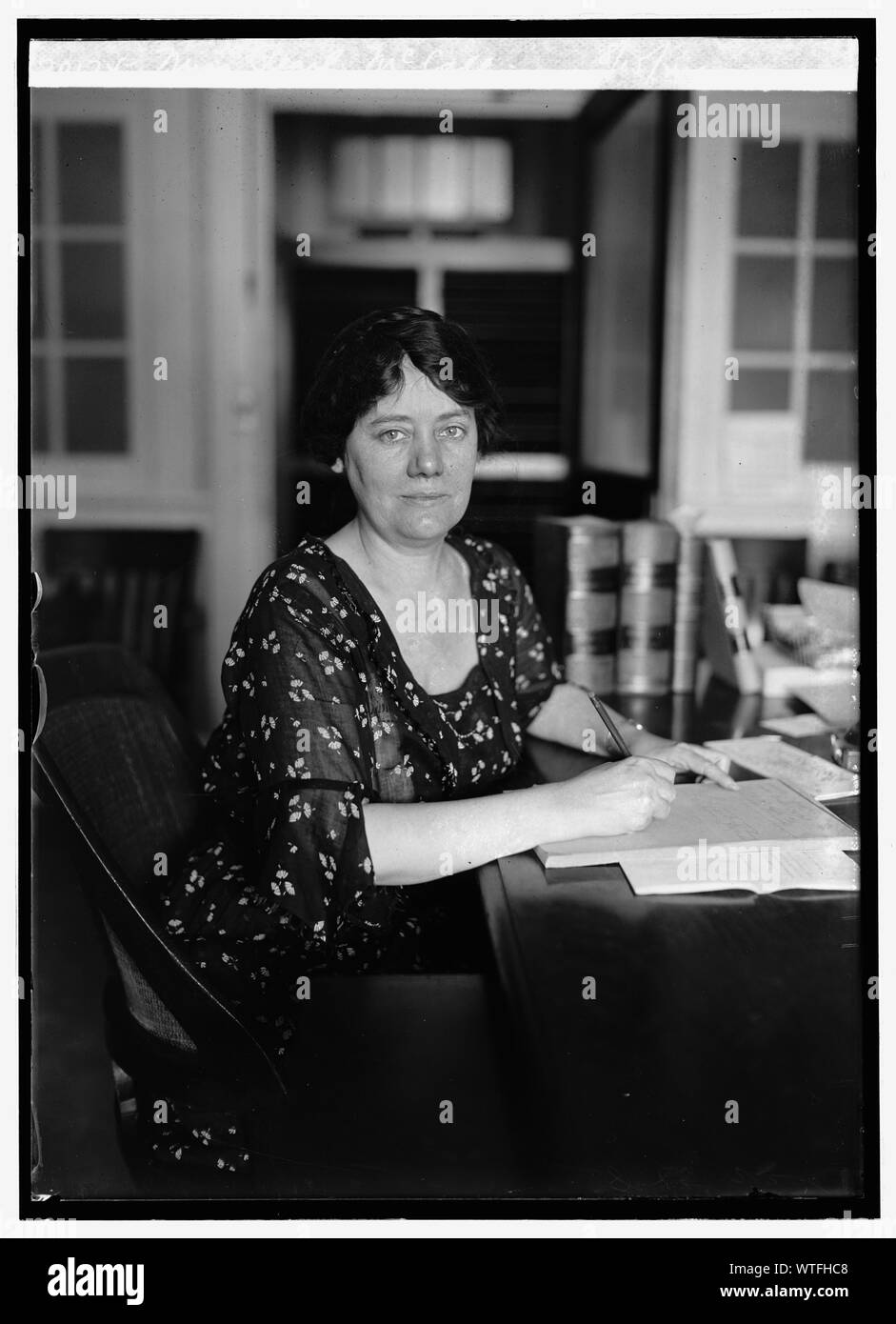 Miss M. Pearl. McCall, 8/15/22 Stock Photo - Alamy