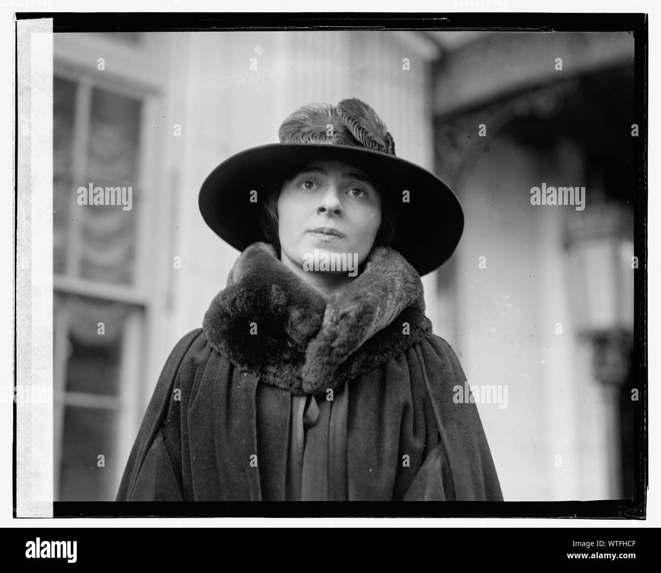 Miss Lucile Atcheson [i.e., Atcherson], 12/20/22 Stock Photo - Alamy