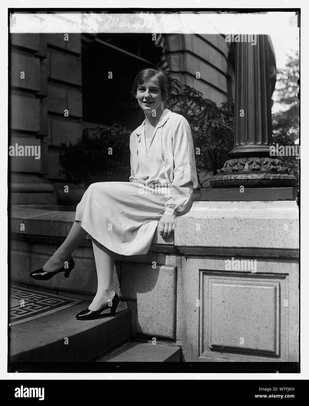 Miss kerr hi-res stock photography and images - Alamy