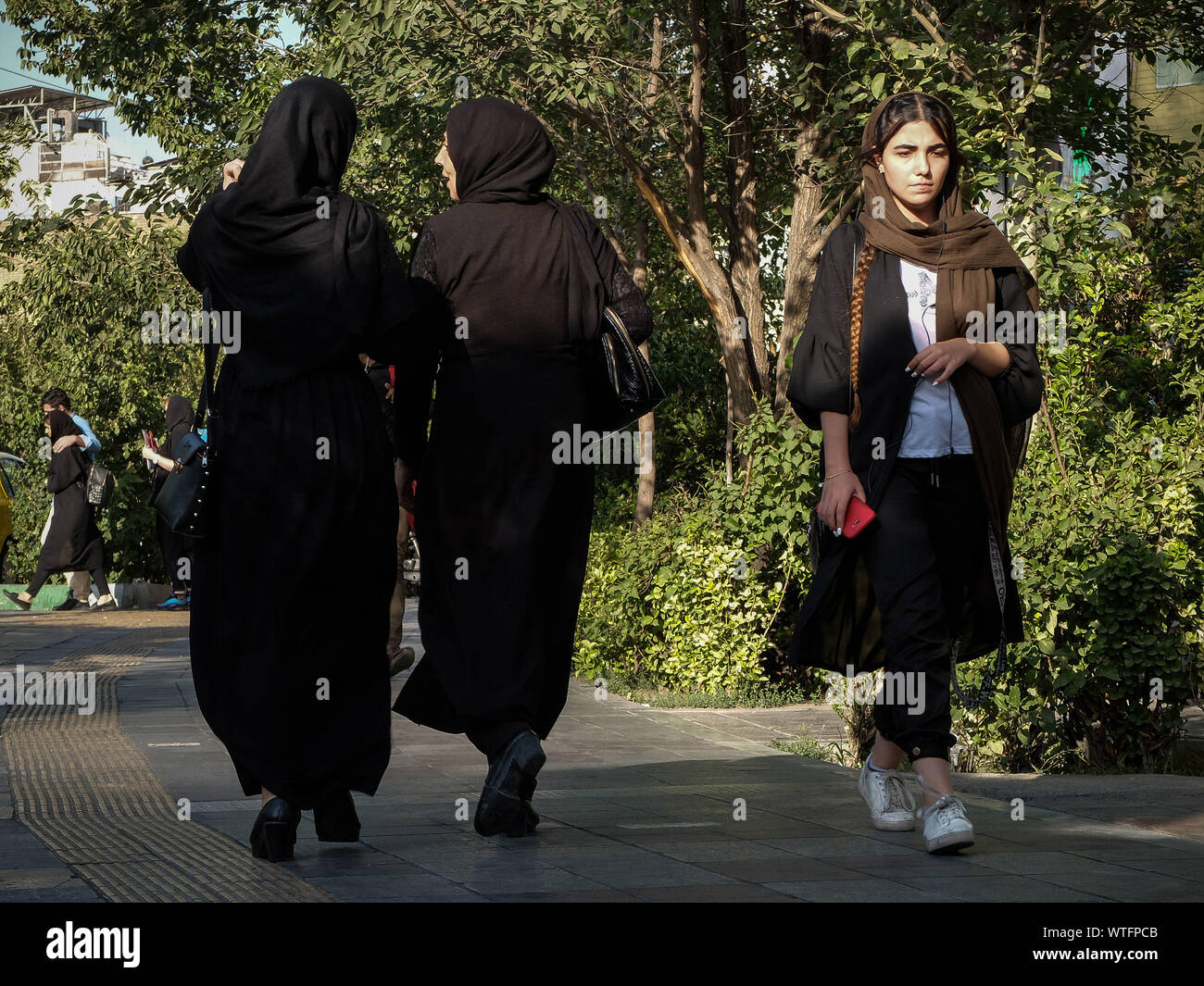 Valiasr street in tehran hi-res stock photography and images - Alamy