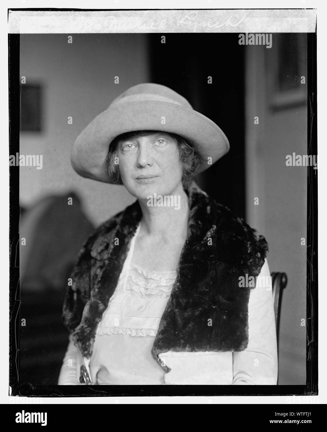 Miss lynch hi-res stock photography and images - Alamy