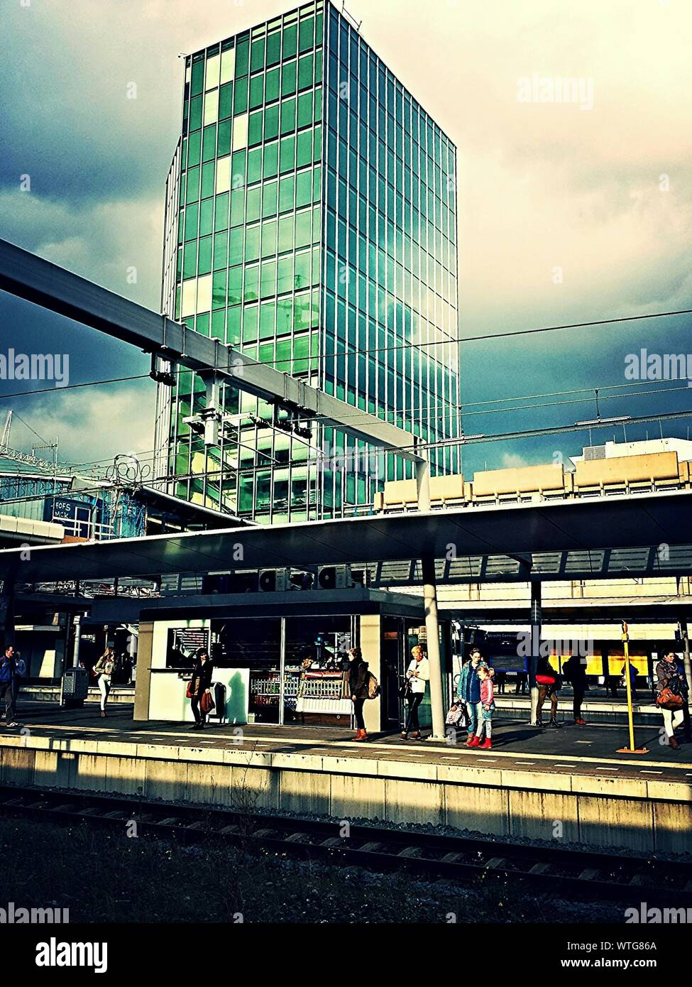 Tall platform hi-res stock photography and images - Alamy