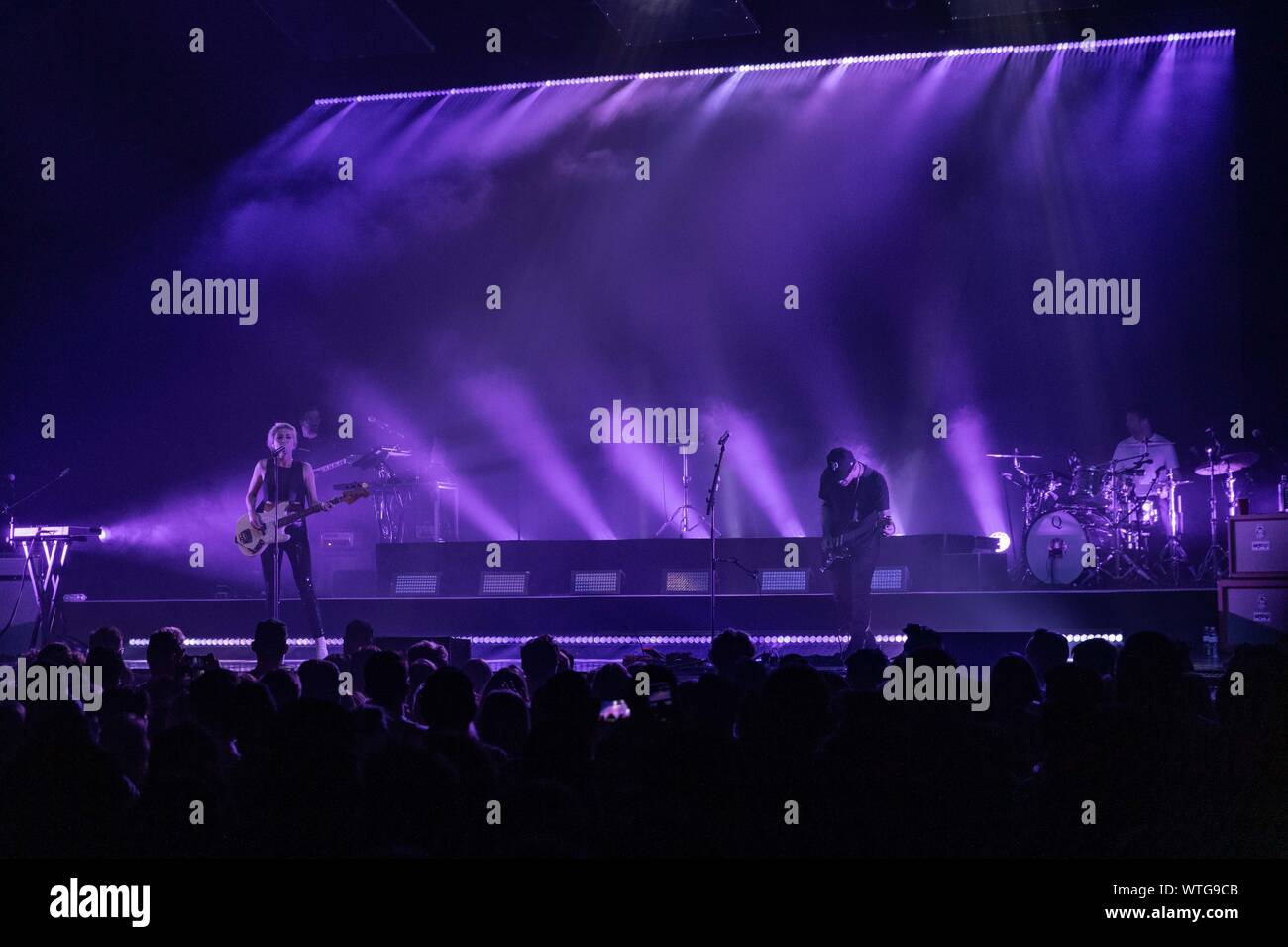 Josh carter and sarah barthel hi-res stock photography and images - Alamy