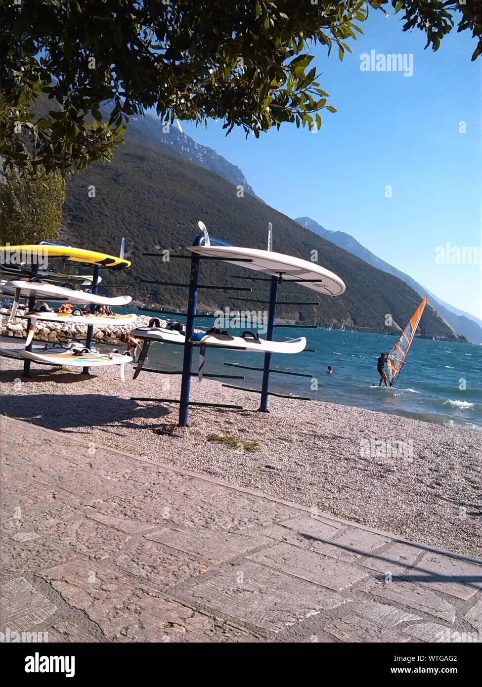 Beach rack surfboard hi-res stock photography and images - Alamy