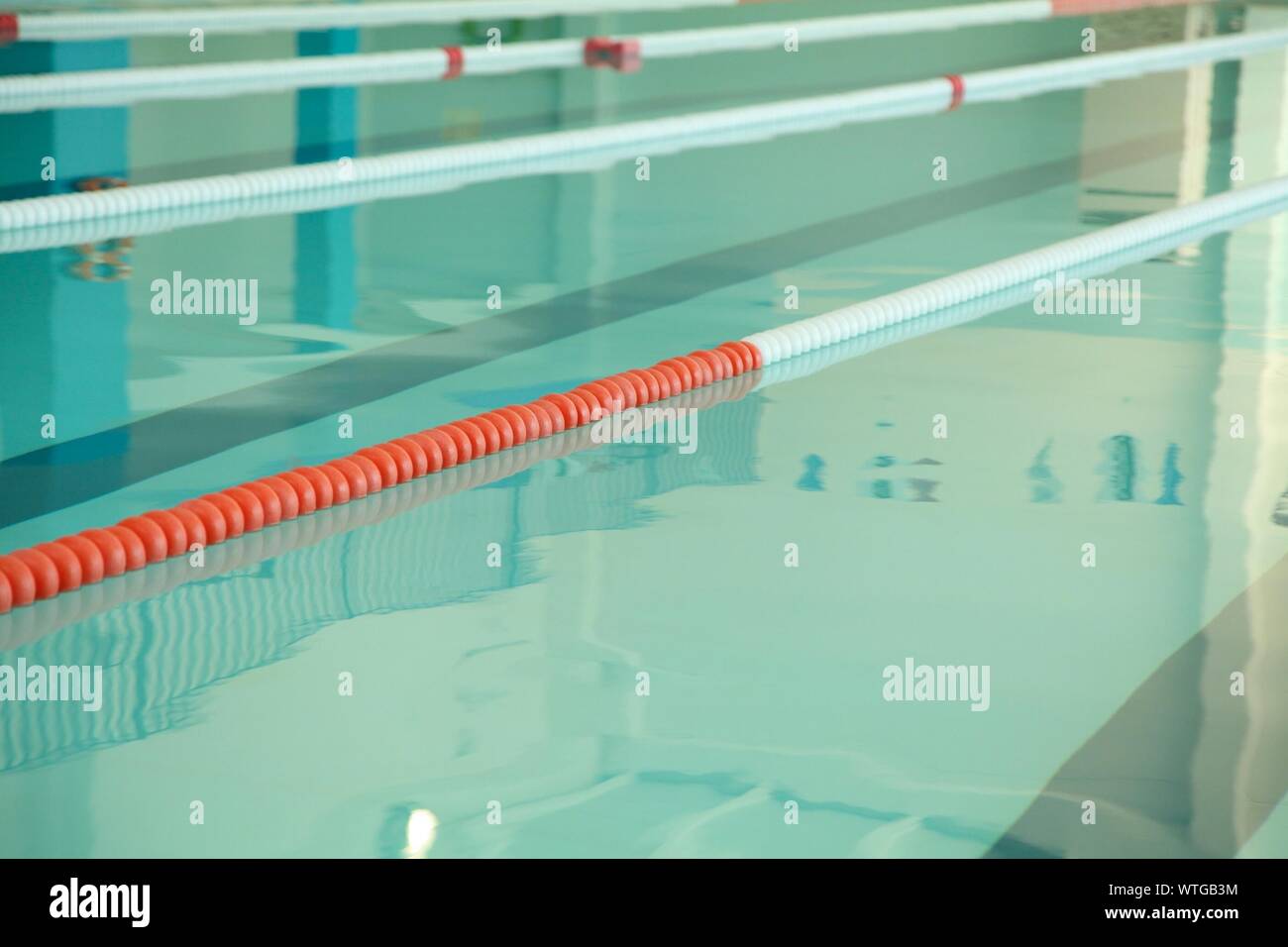 Swimming pool lane rope High Resolution Stock Photography and Images ...