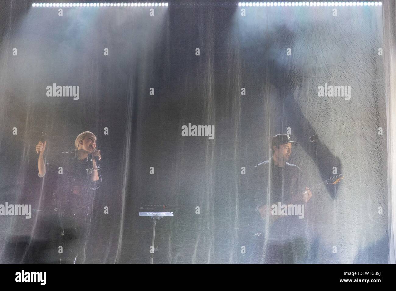 August 27, 2019, Madison, Wisconsin, U.S: SARAH BARTHEL and JOSH CARTER ...