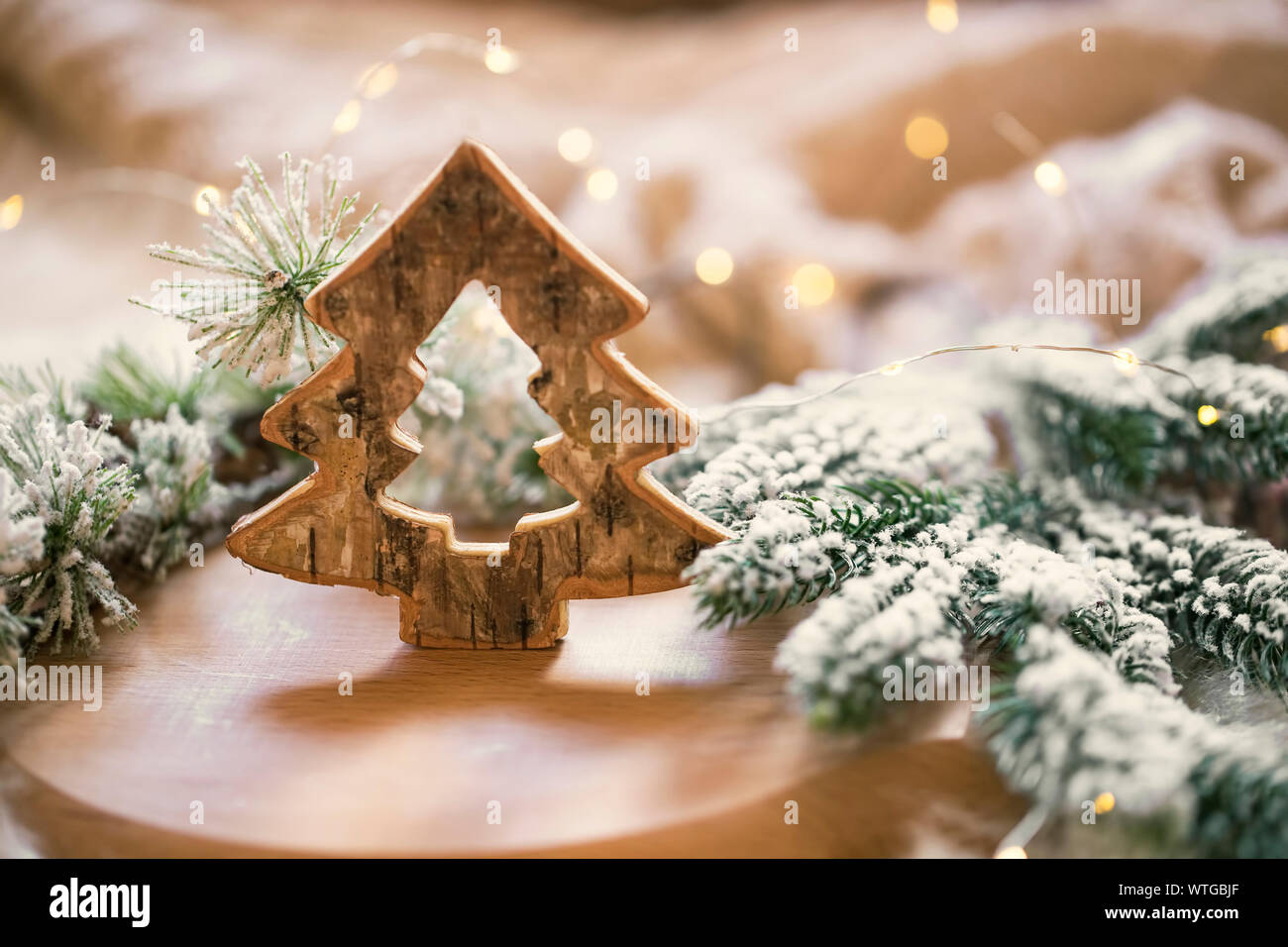 Candlesticks fir branches hi-res stock photography and images - Alamy