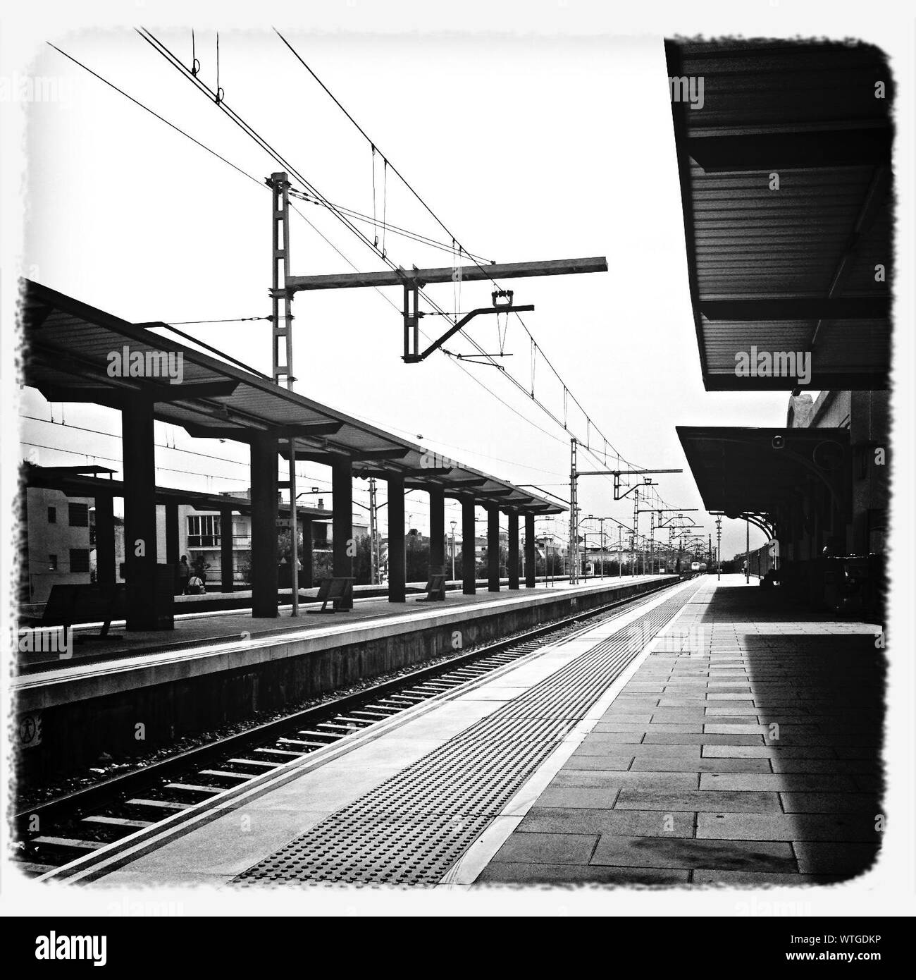 Canopy platform Black and White Stock Photos & Images - Alamy
