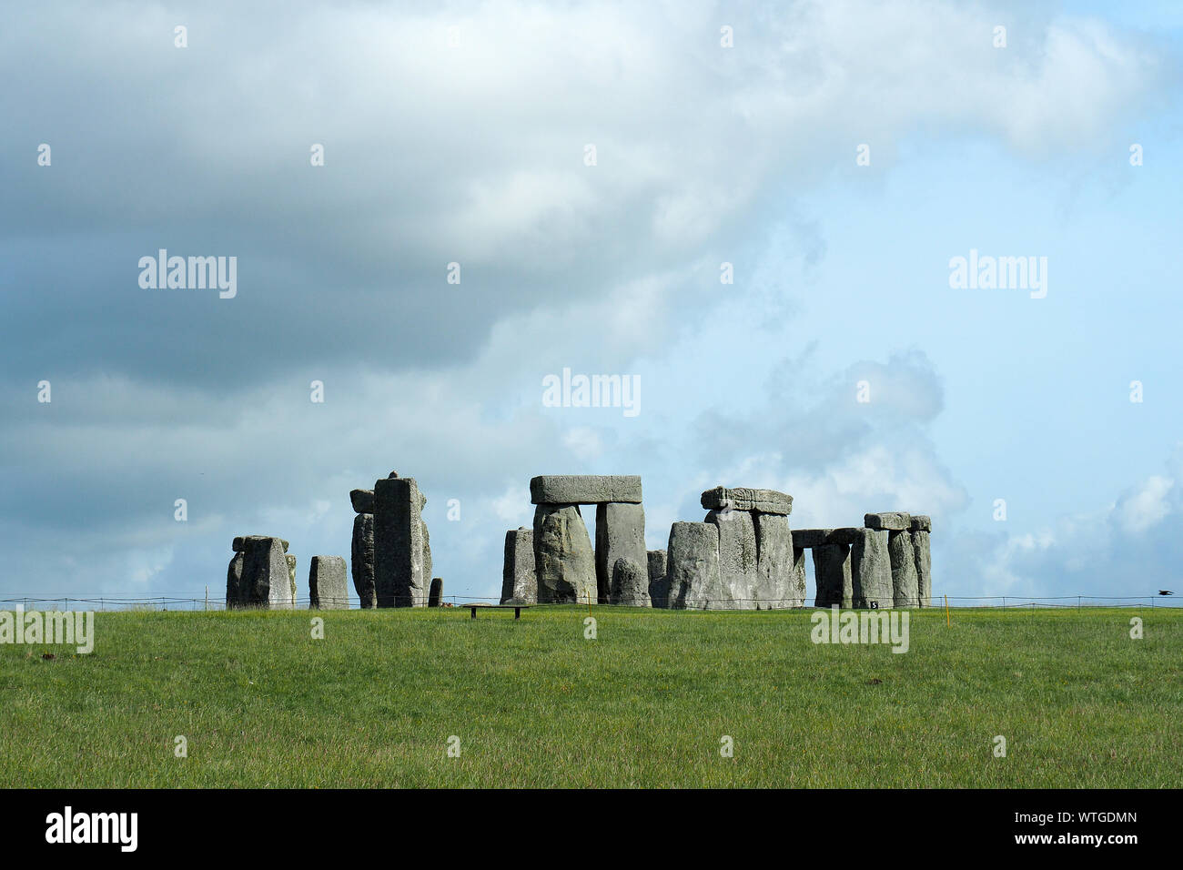 Stonehenge, Neolithic ancient standing stone circle monument, Wilshire ...