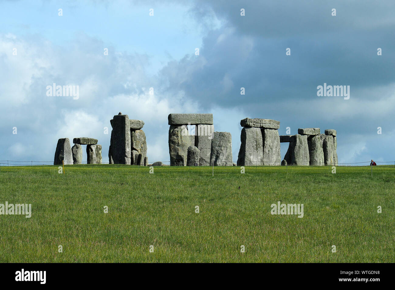 Stonehenge, Neolithic ancient standing stone circle monument, Wilshire ...