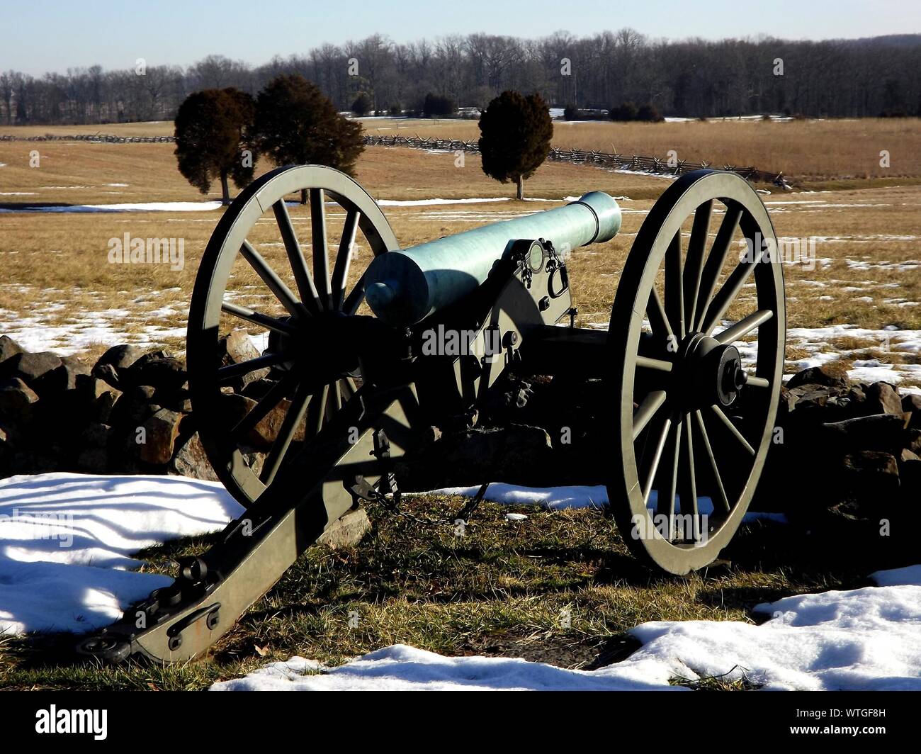 The landscape with the cannon hi-res stock photography and images - Alamy