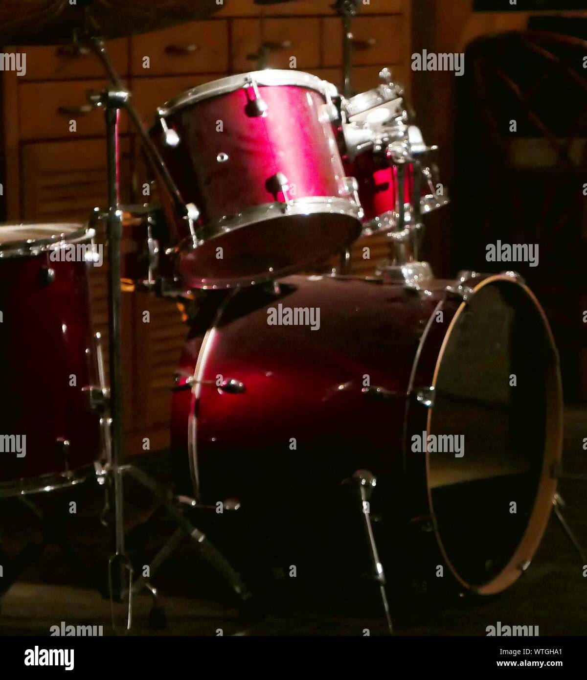 Dusty drum hi-res stock photography and images - Alamy