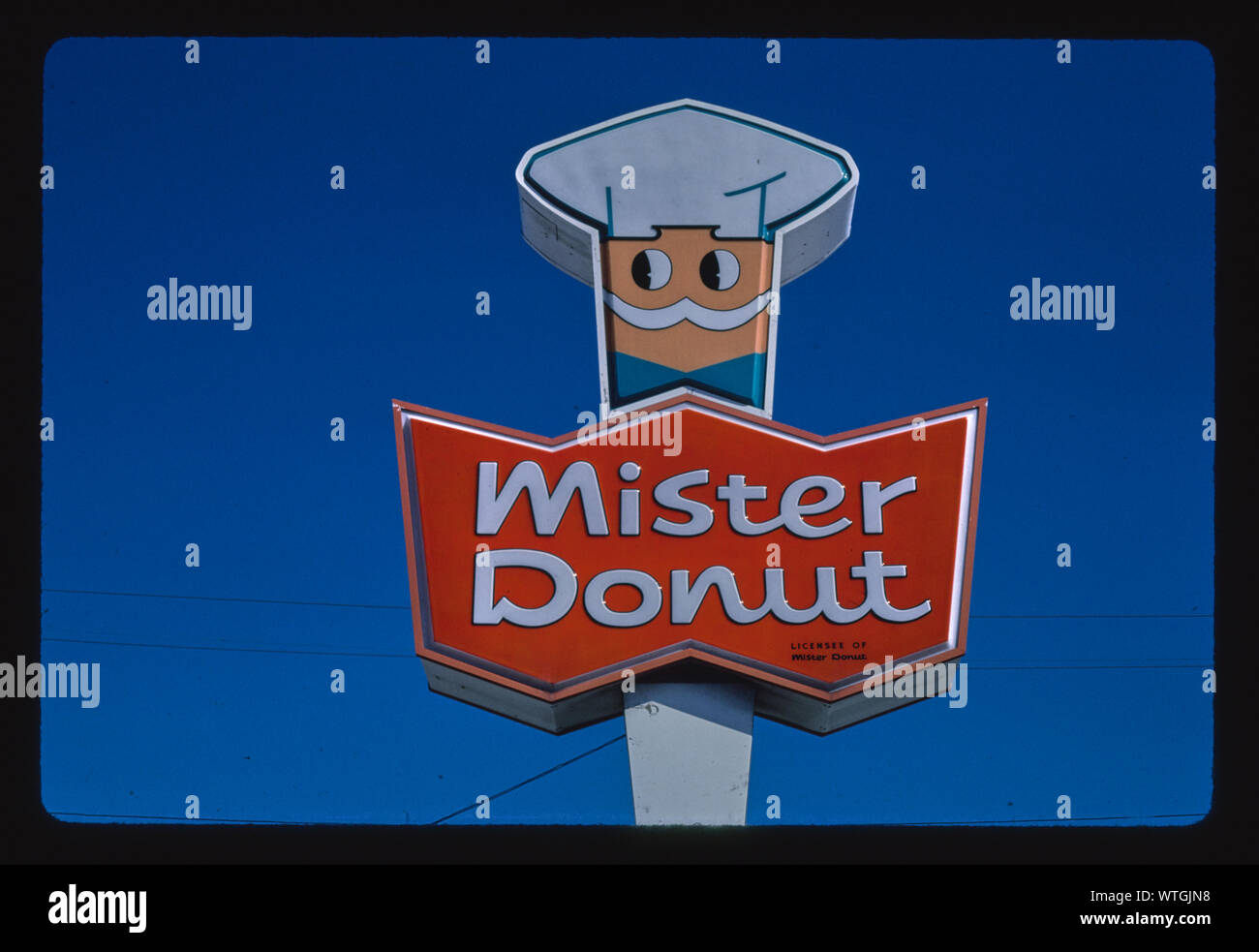 Mister donut sign hi-res stock photography and images - Alamy