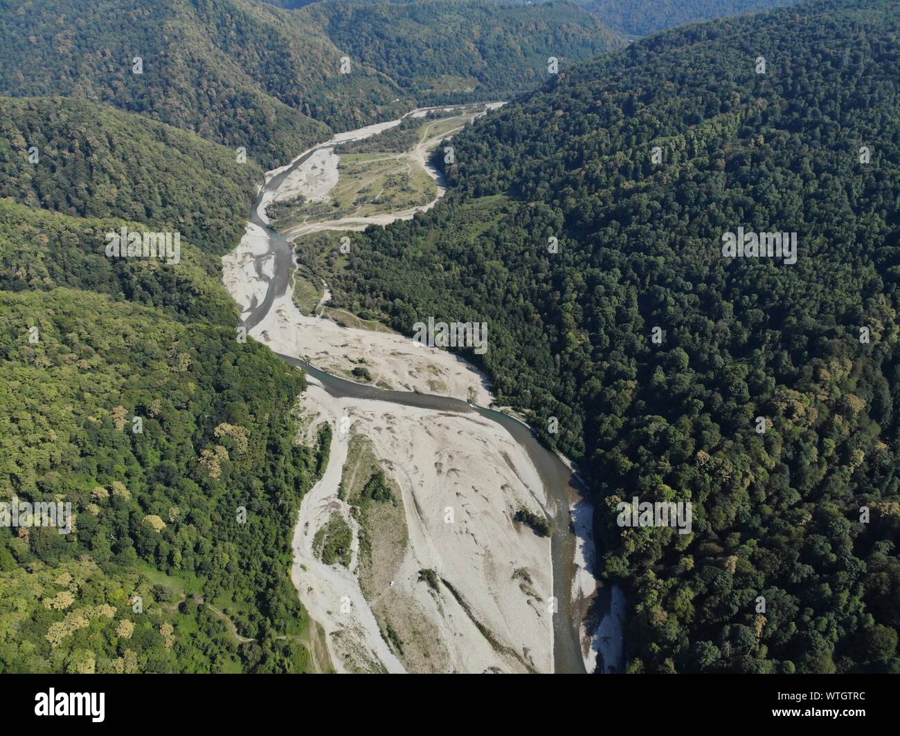 Aerial view of meanders and river hi-res stock photography and images ...
