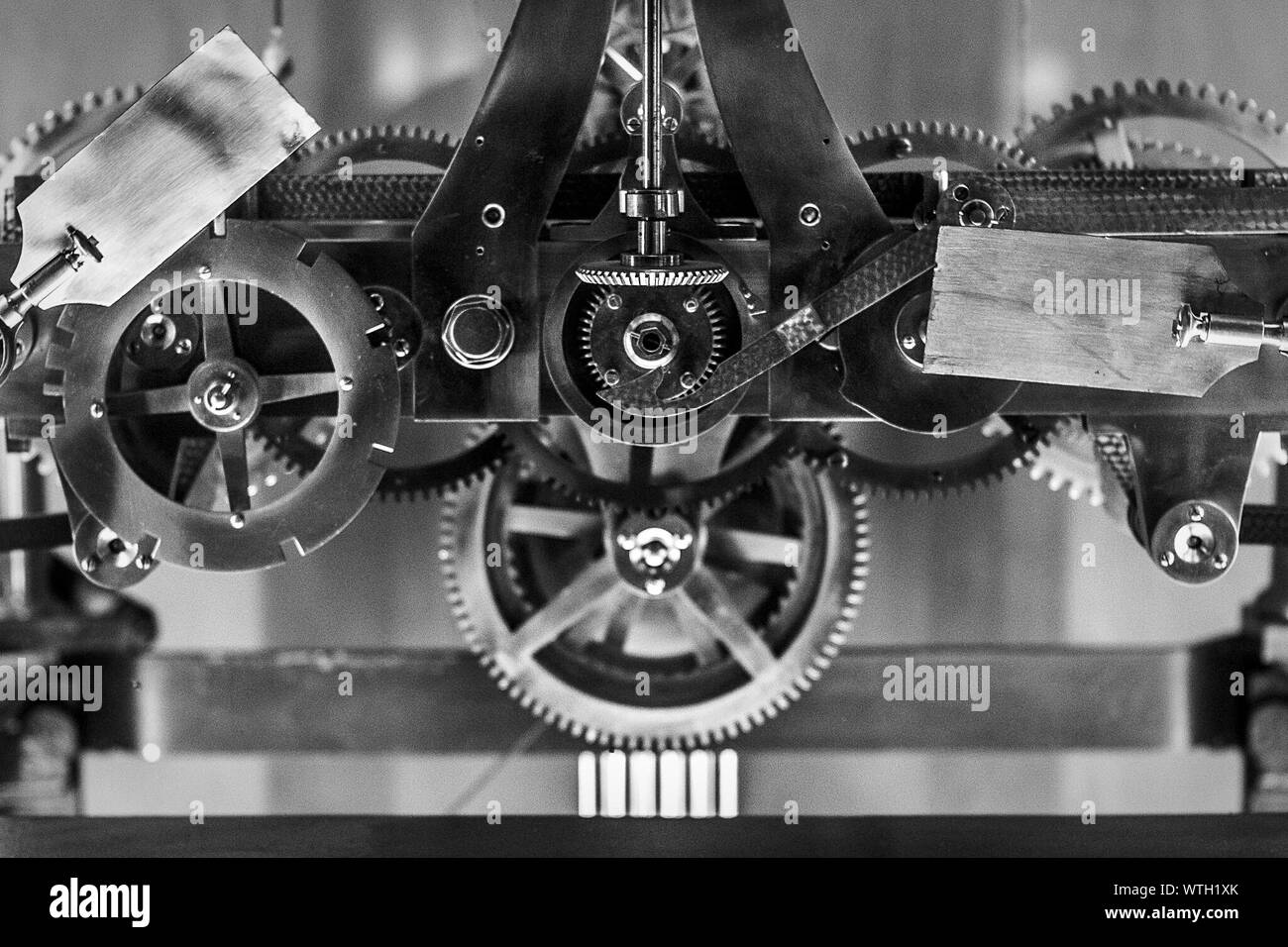 Gears Clock High Resolution Stock Photography and Images - Alamy