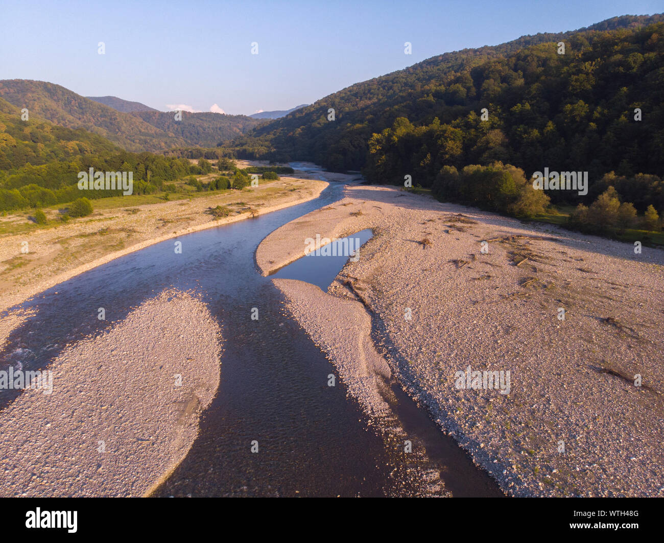 Aerial flight hi-res stock photography and images - Alamy