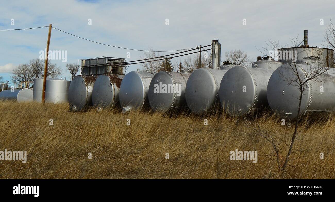 Silver tanks hi-res stock photography and images - Alamy