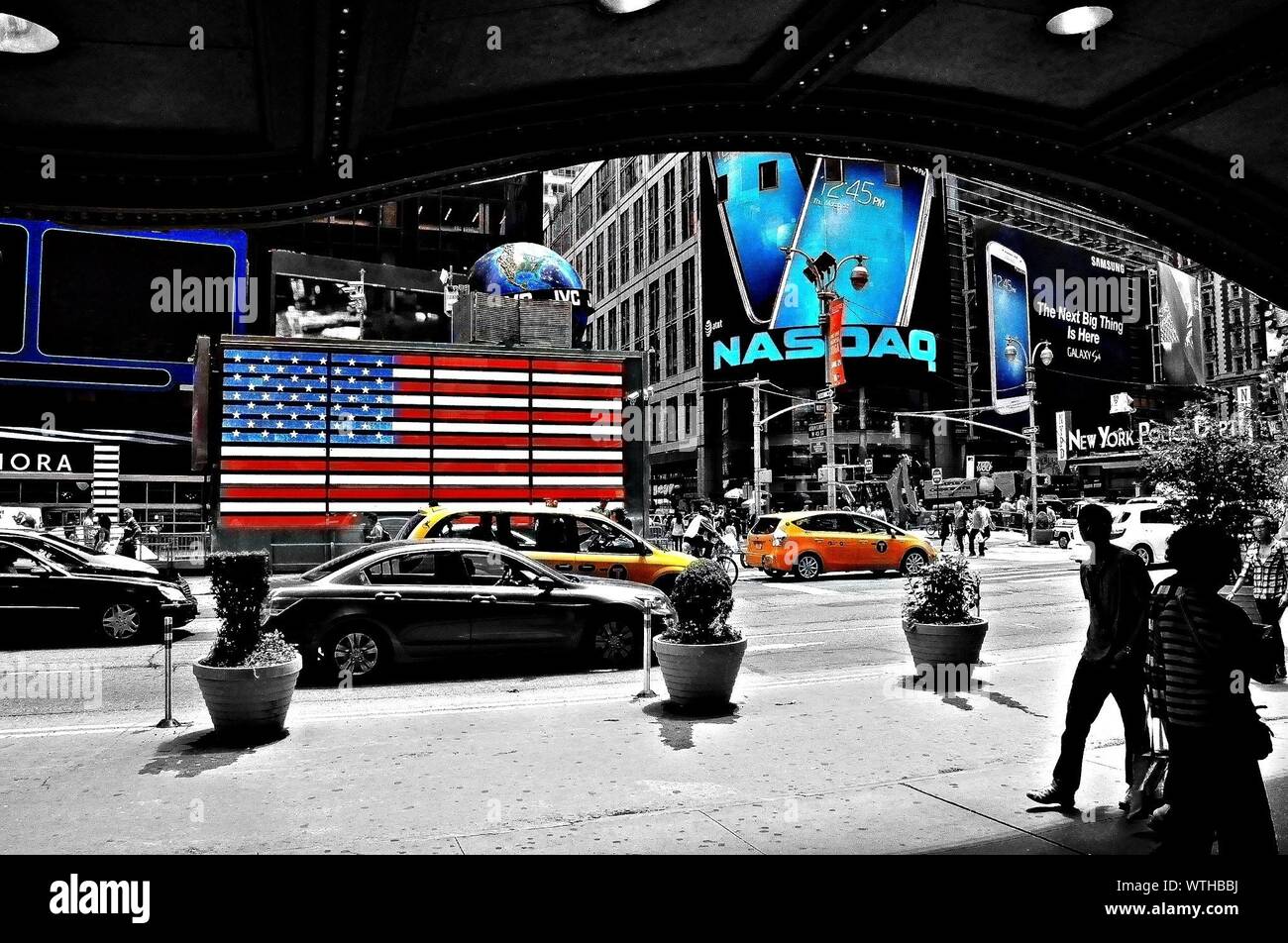 Times square view hi-res stock photography and images - Alamy