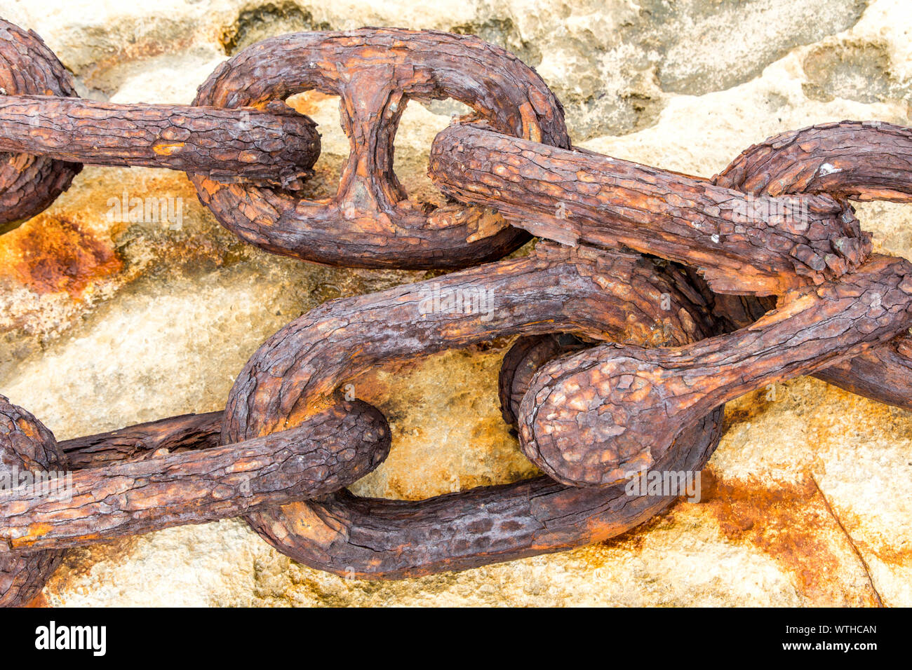 Heavy, heavily rusted iron chains Stock Photo - Alamy