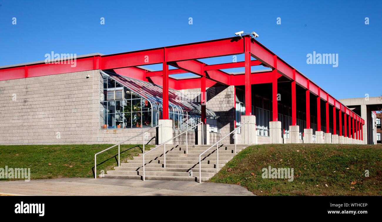 Modern architecture: Northside Middle School in Columbus, Indiana Stock ...