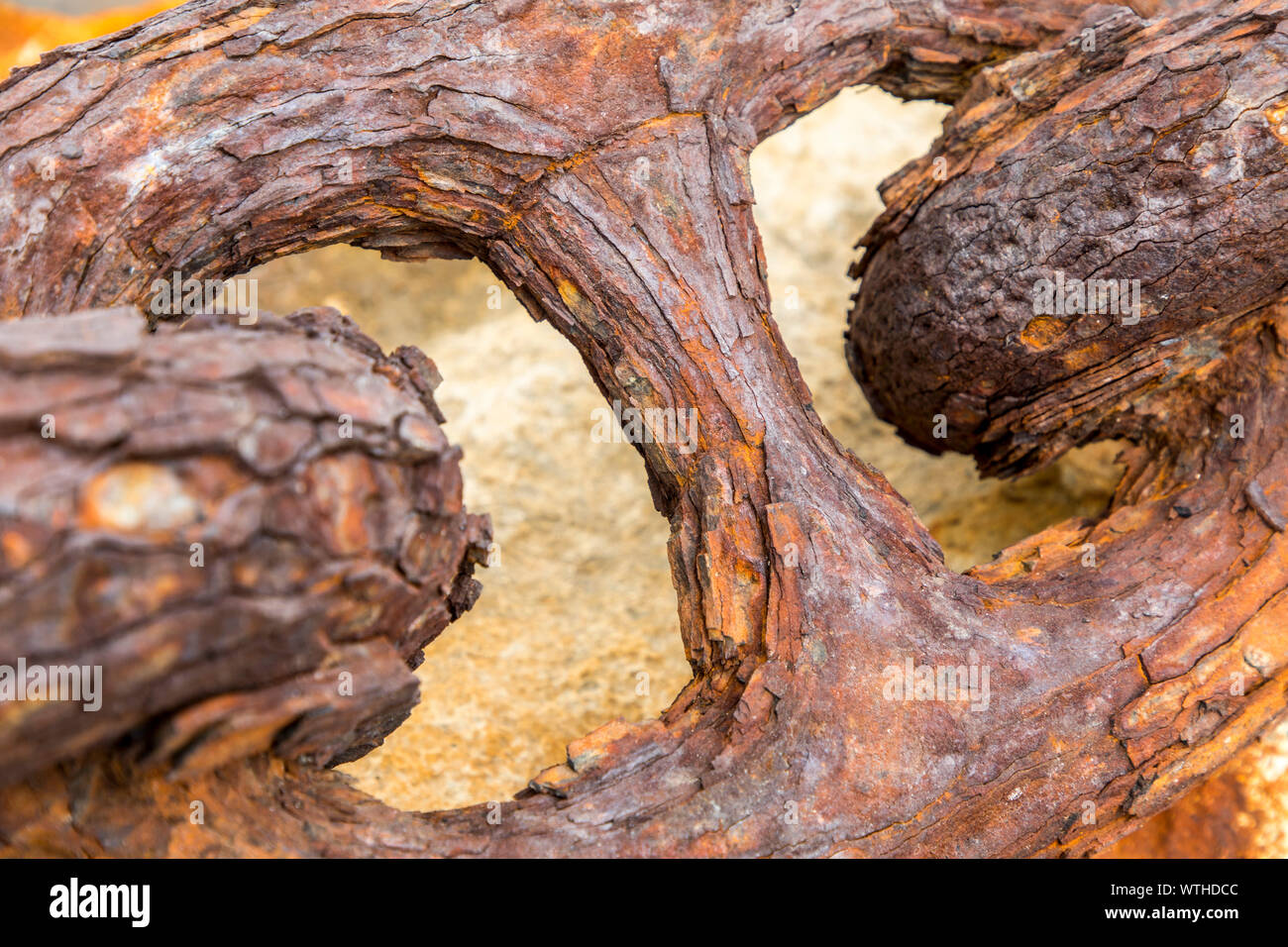 Heavy, heavily rusted iron chains Stock Photo - Alamy