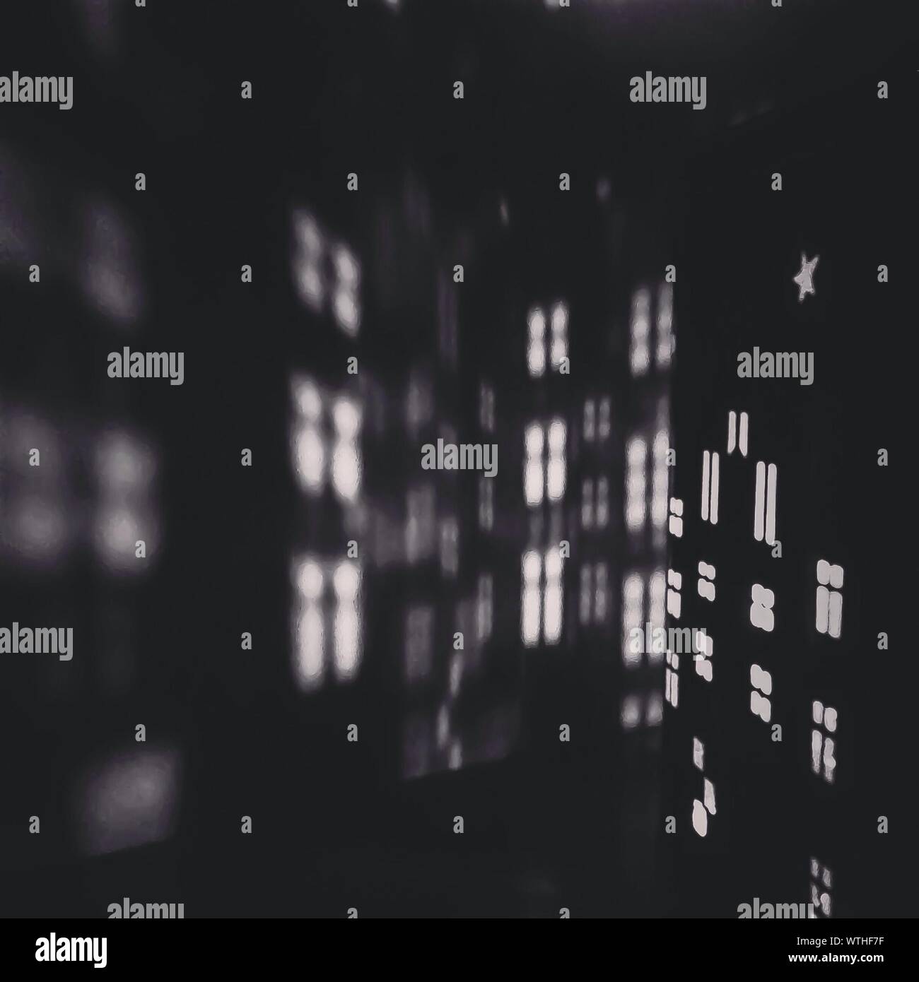 Illuminated windows hi-res stock photography and images - Alamy