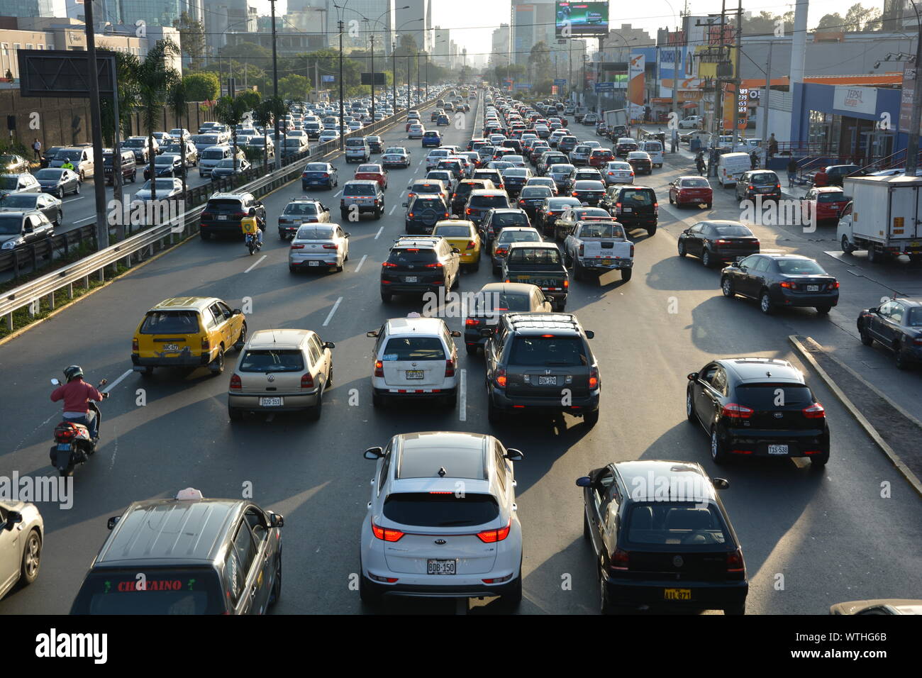 Traffic at the main highways Via expresa and Javier Prado at the ...