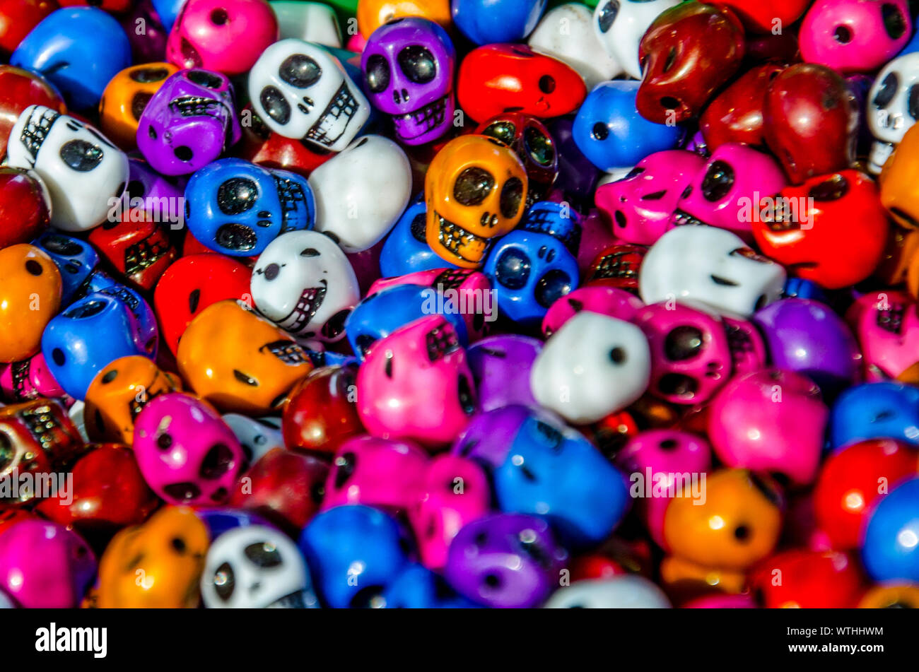 Skull shape hi-res stock photography and images - Alamy