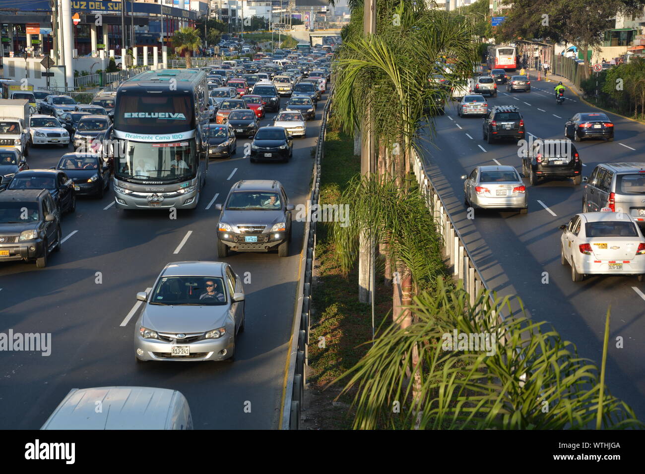 Traffic at the main highways Via expresa and Javier Prado at the ...