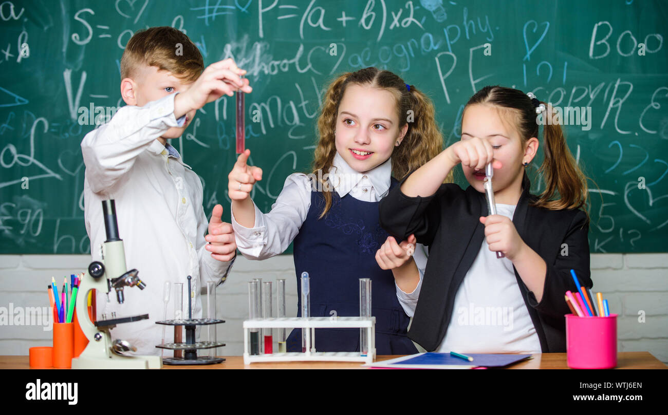 Exciting chemistry lesson hi-res stock photography and images - Alamy
