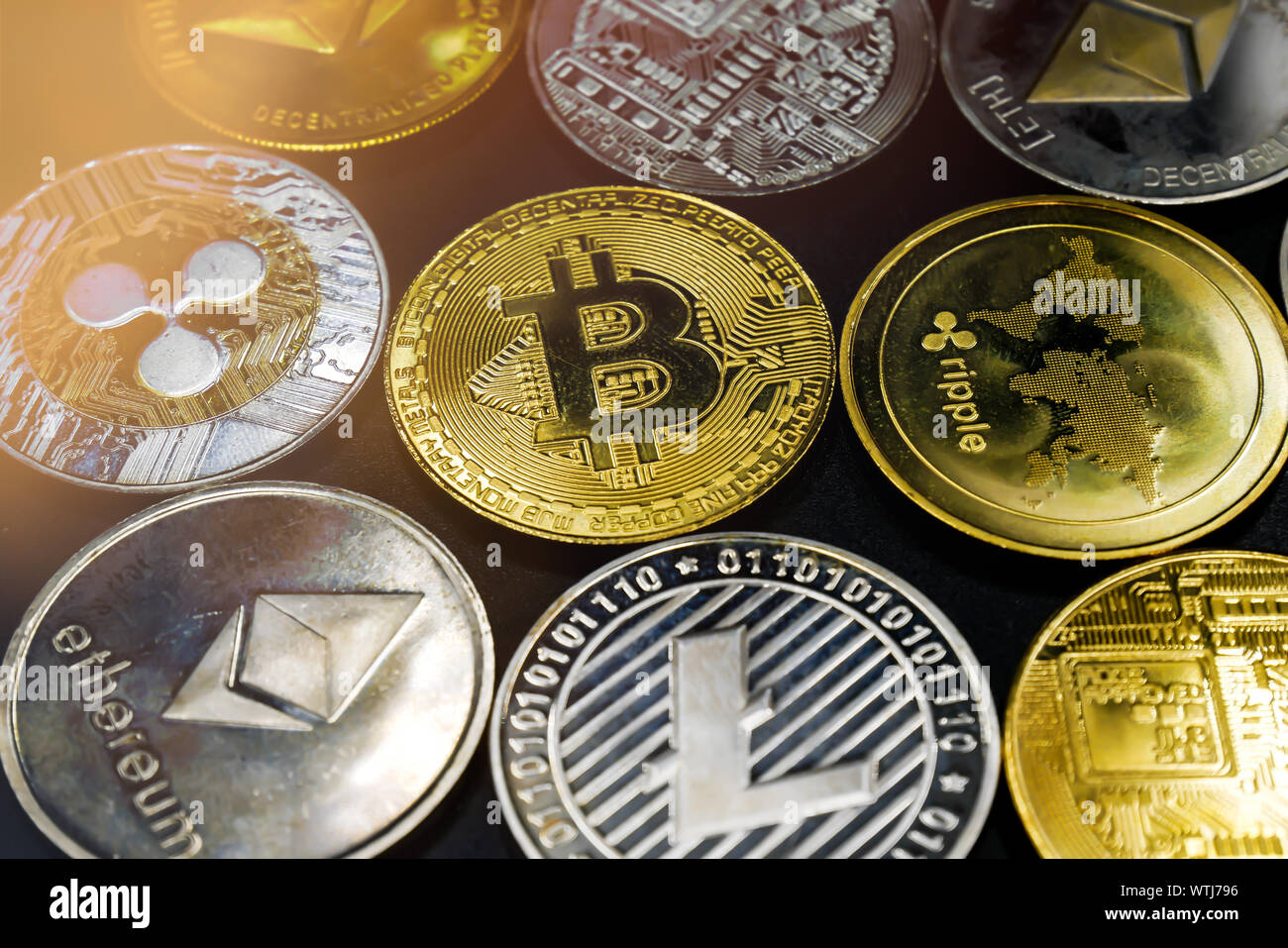 physical version of bitcoin that is a new virtual money world ...