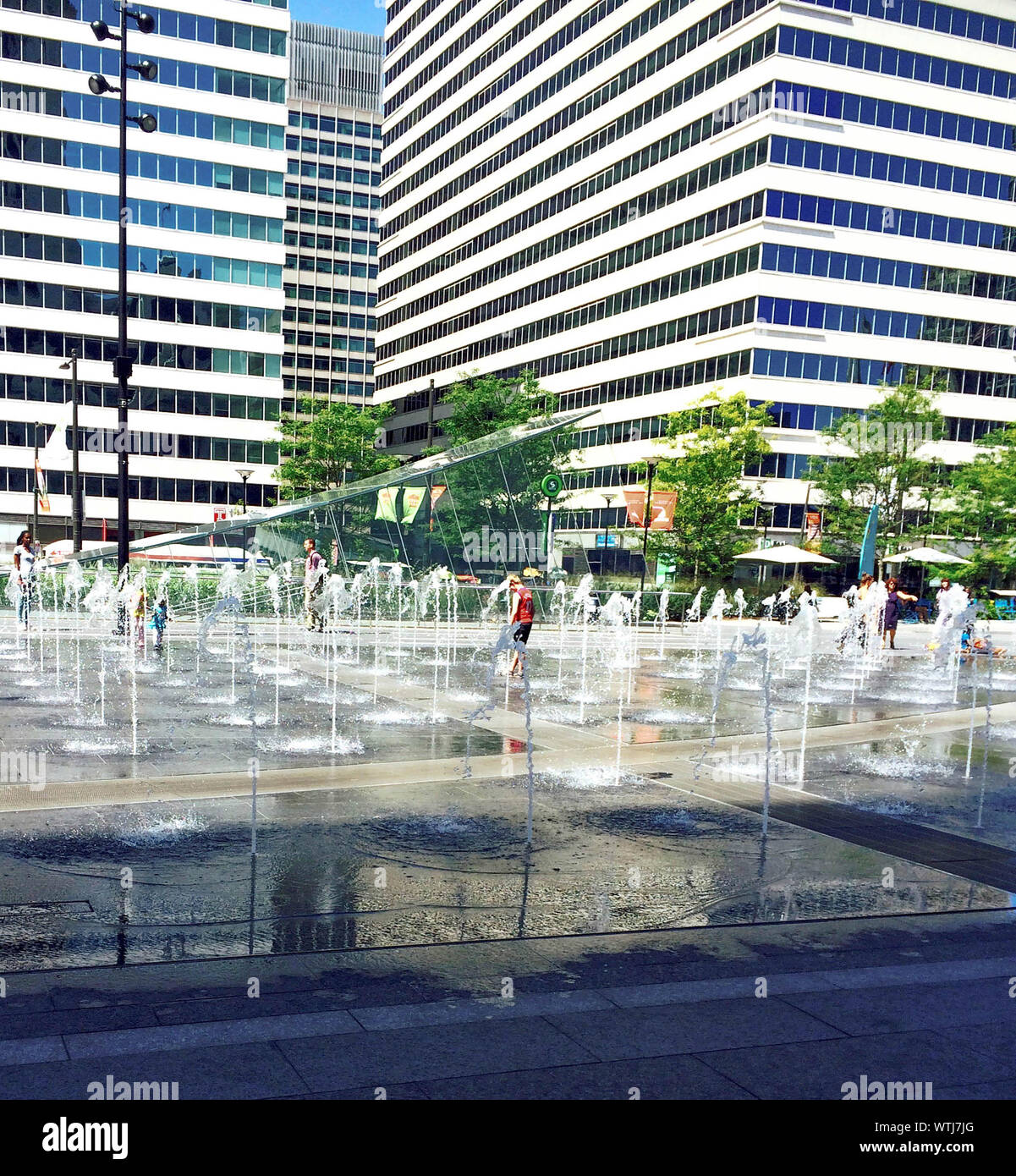 Seasons sunshine summer hi-res stock photography and images - Alamy