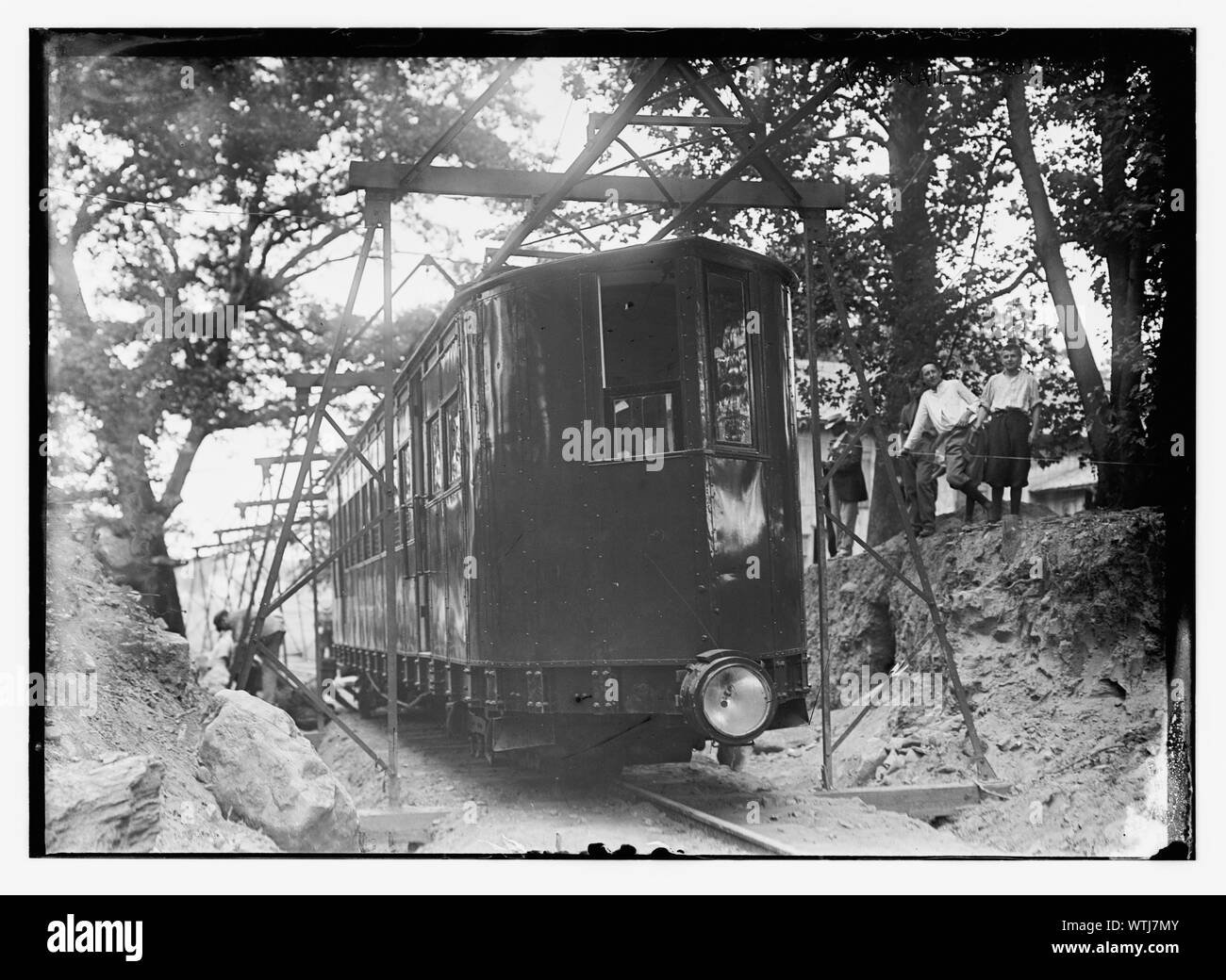 Monorail Black and White Stock Photos & Images - Alamy