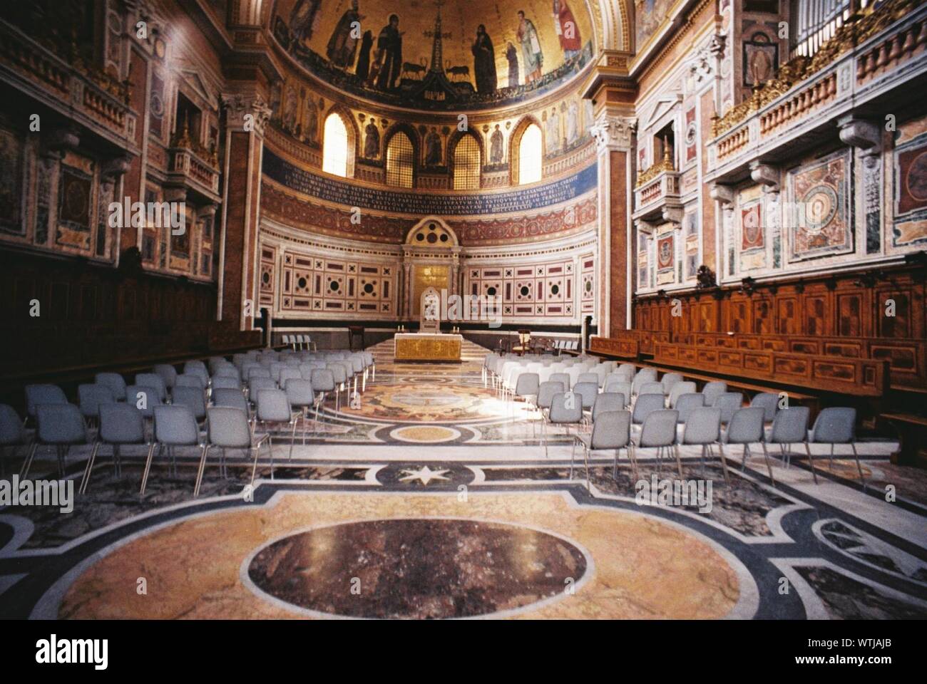 Byzantine church floor hi-res stock photography and images - Alamy