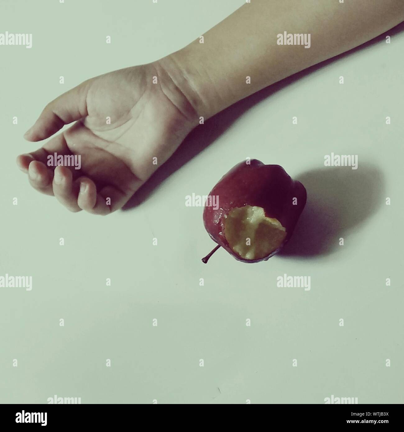 Bitten apple hi-res stock photography and images - Alamy