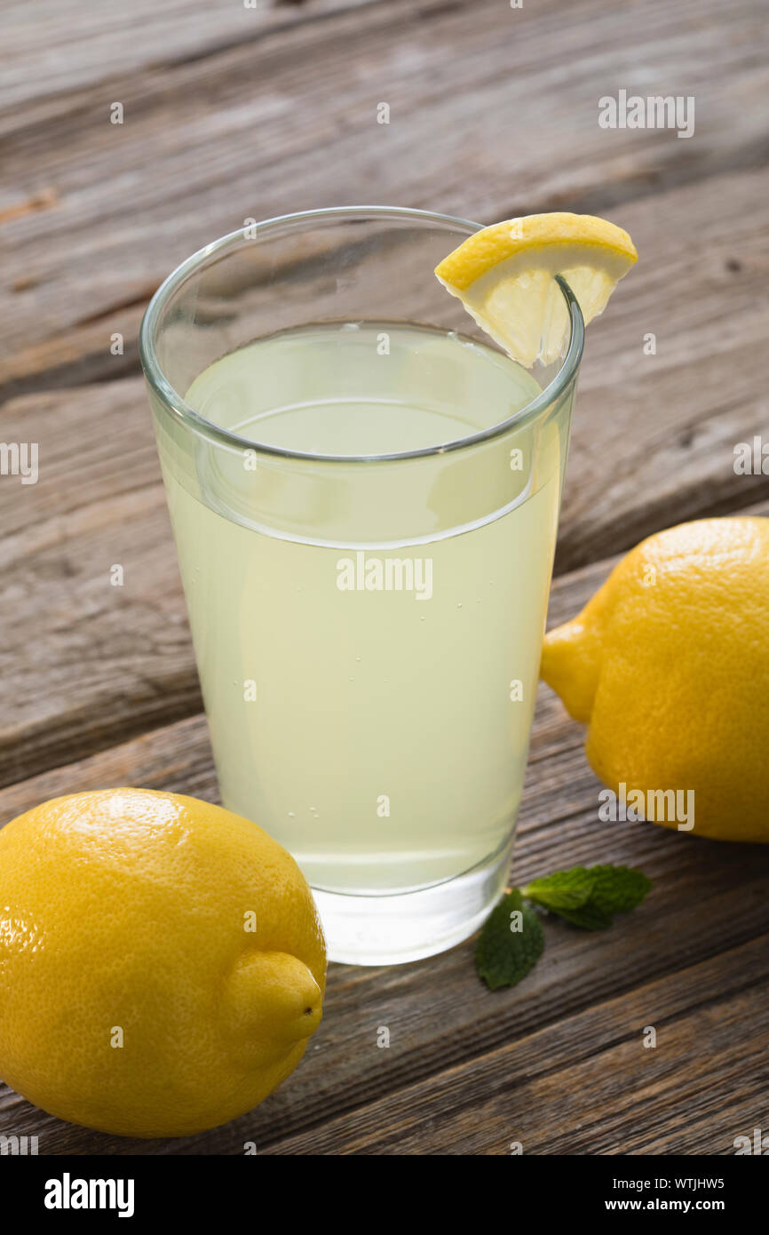 Lemonade in glass hi-res stock photography and images - Alamy