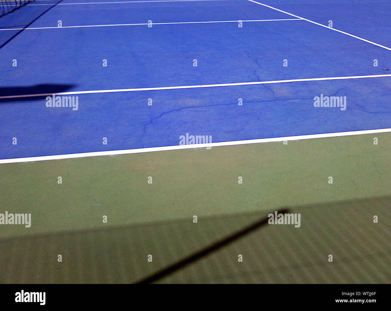Blue tennis hi-res stock photography and images - Alamy