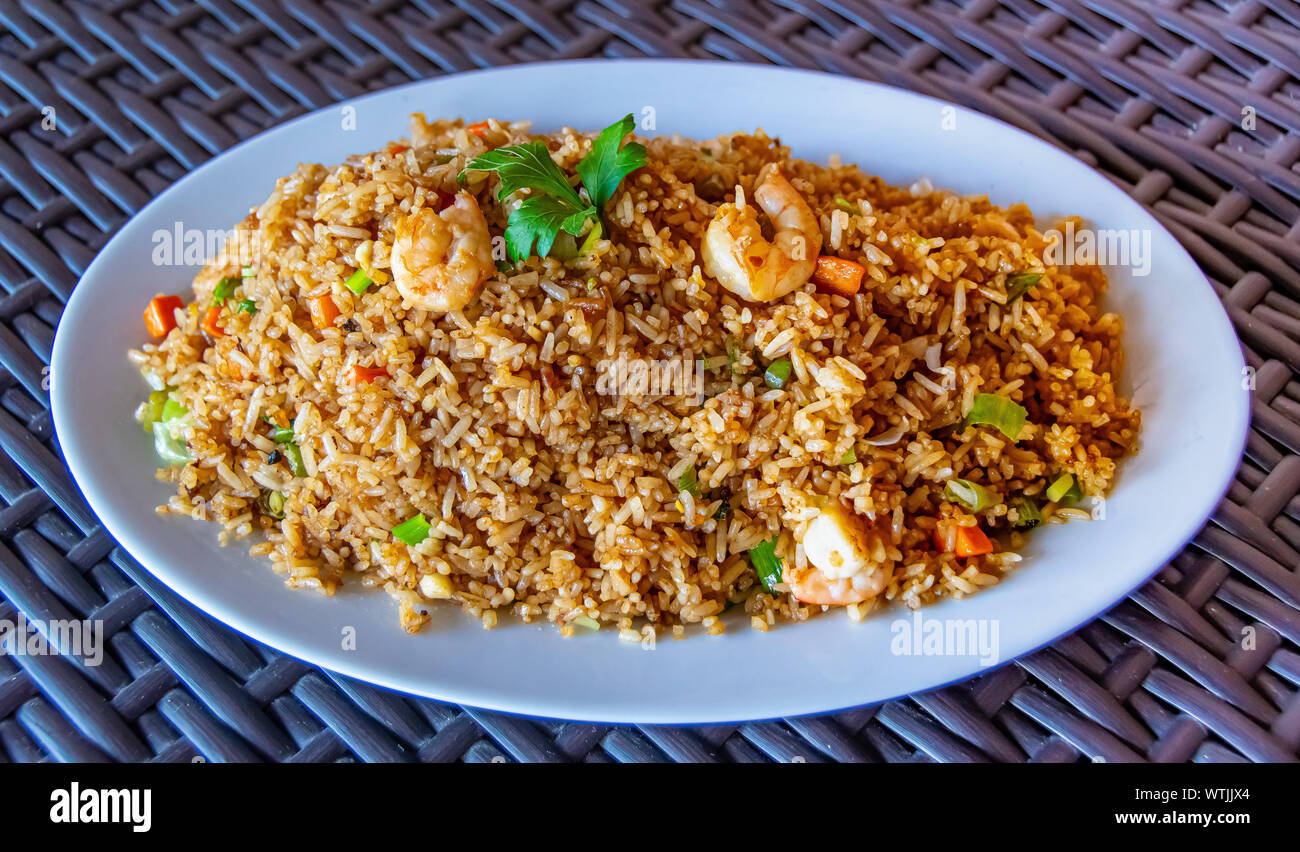 Chinese Shrimp Fried Rice Stock Photo - Alamy