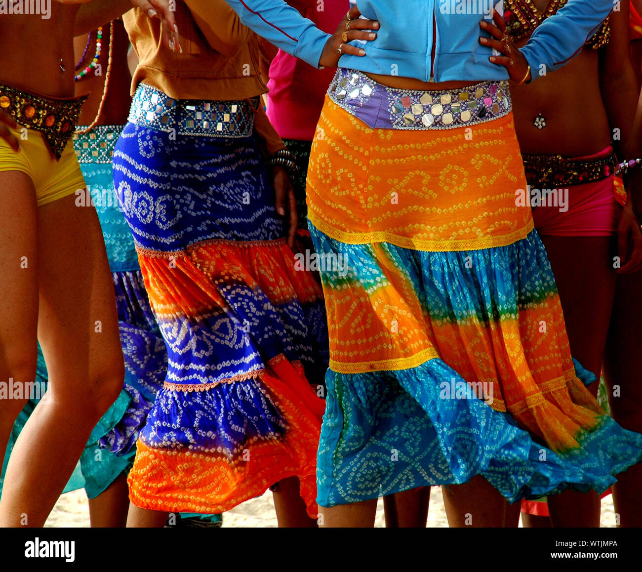 Women traditional clothing hi-res stock photography and images - Alamy
