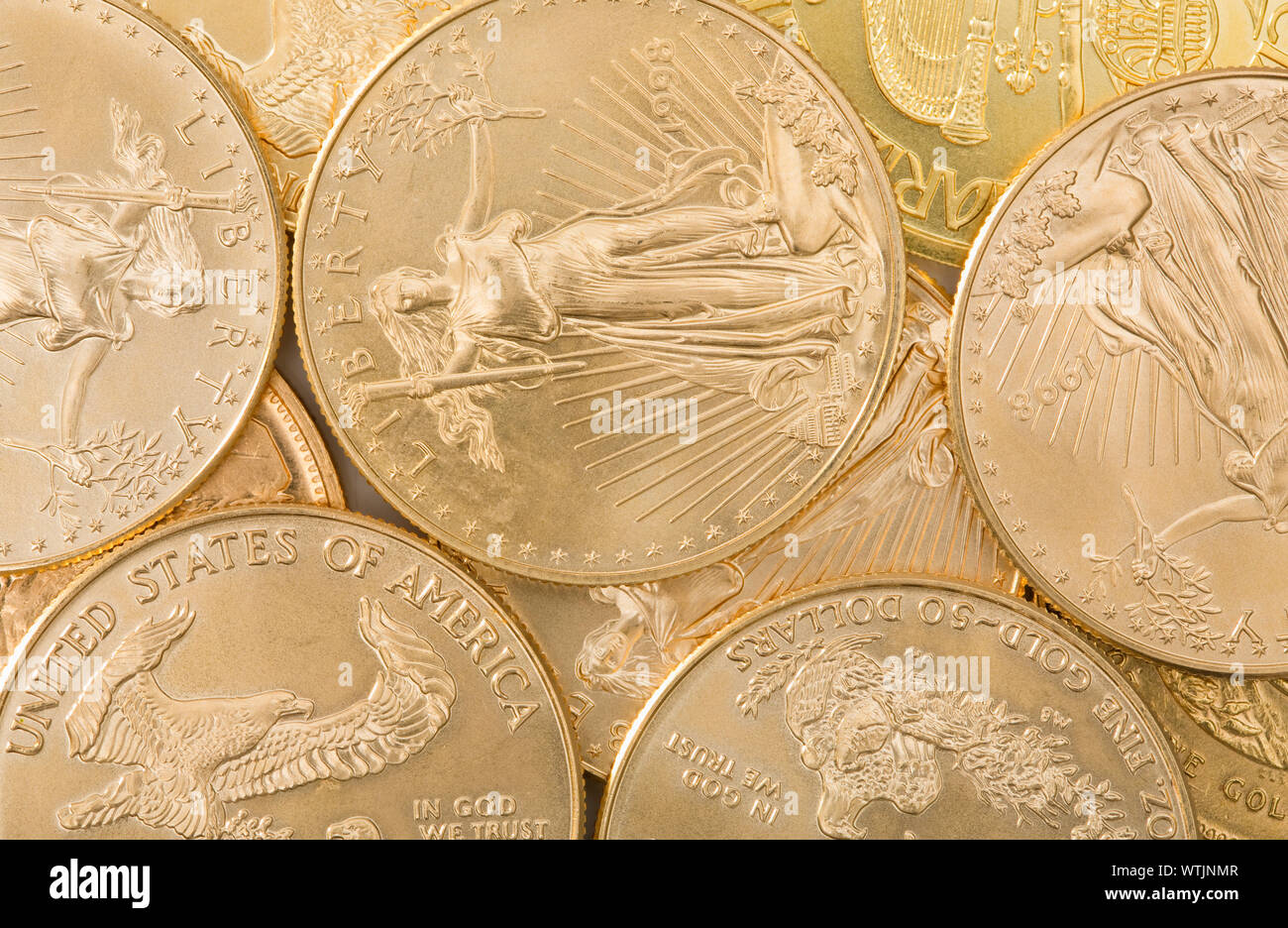 Gold eagle coins hi-res stock photography and images - Alamy