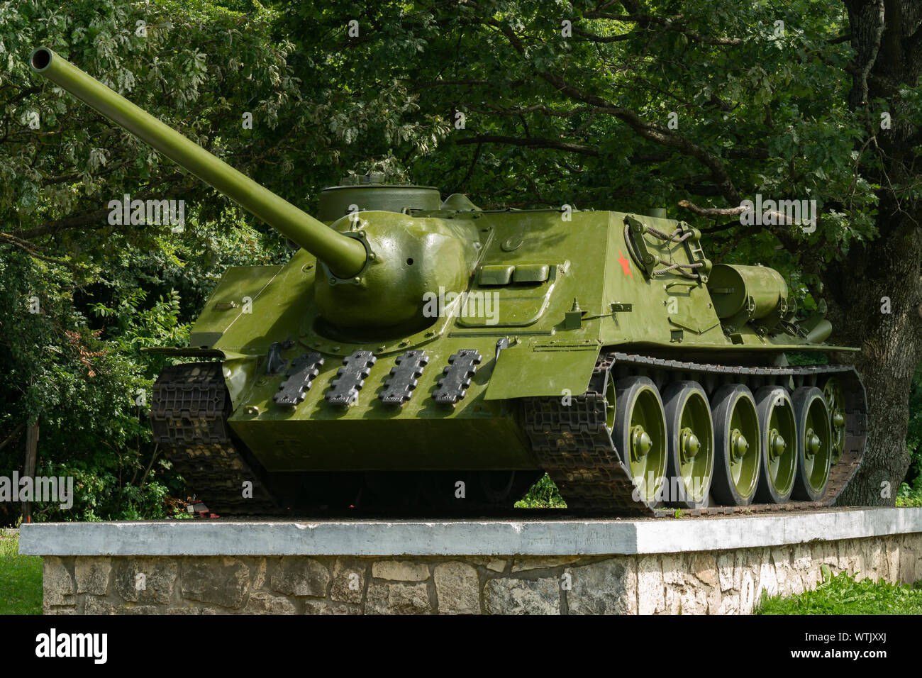 Soviet tank destroyer SU-100 on the Dargov pass. Slovakia. Europe Stock ...