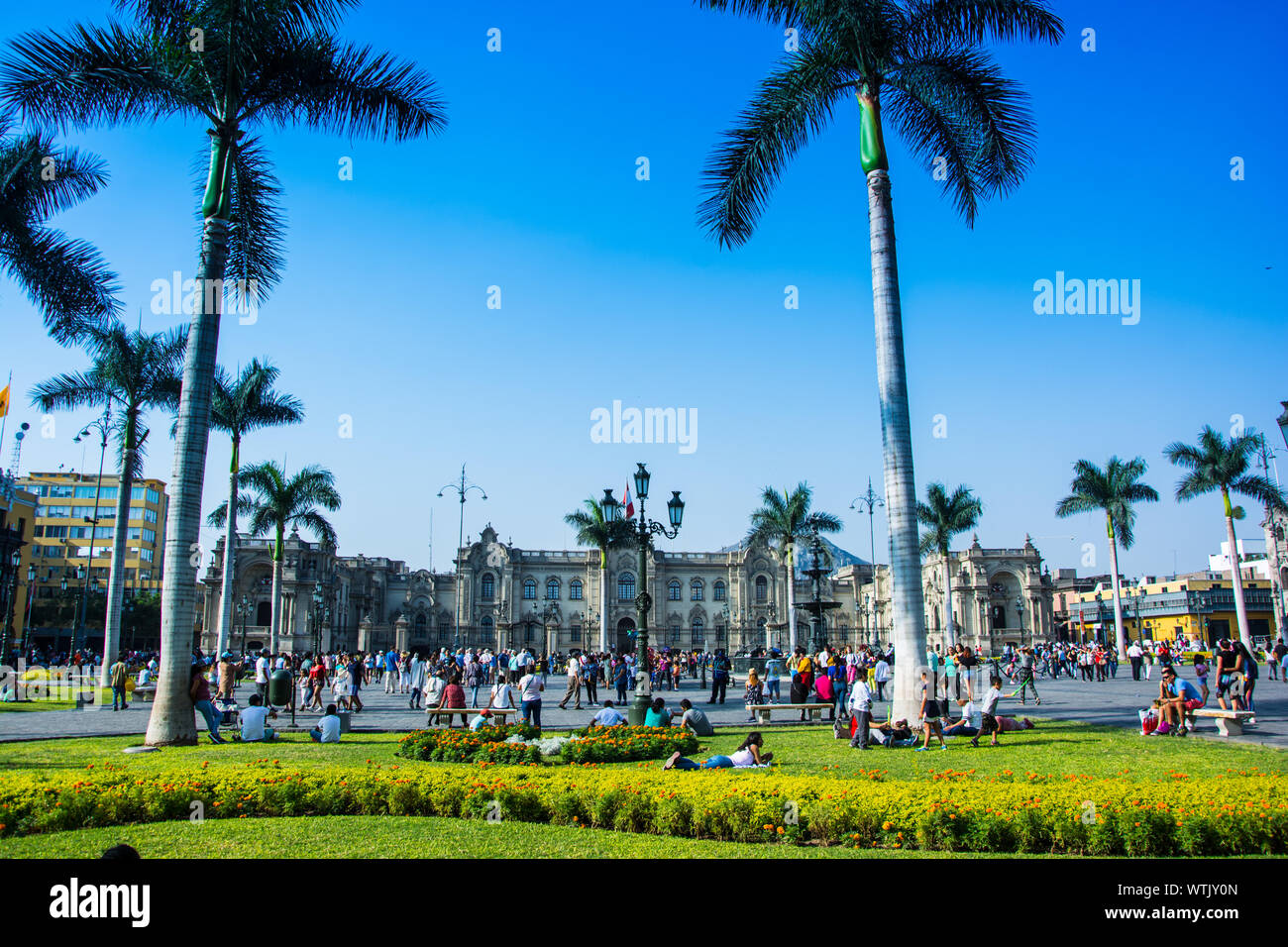 Colonial buildings lima peru hi-res stock photography and images - Alamy