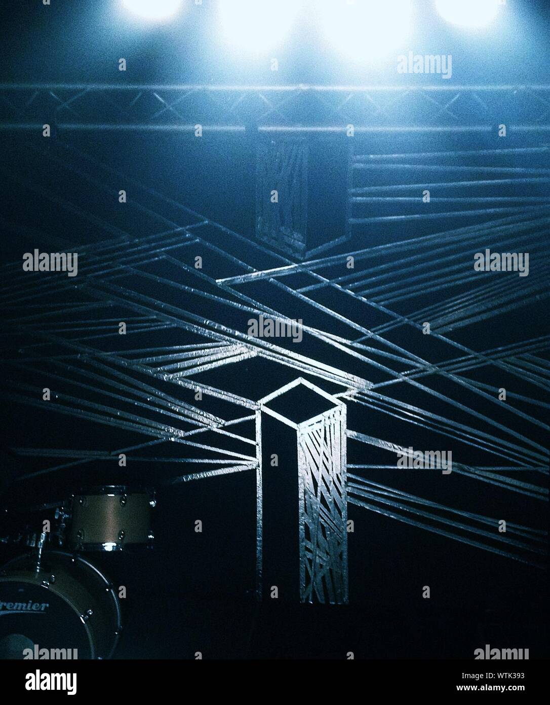 Stage Metallic Structure High Resolution Stock Photography and Images ...