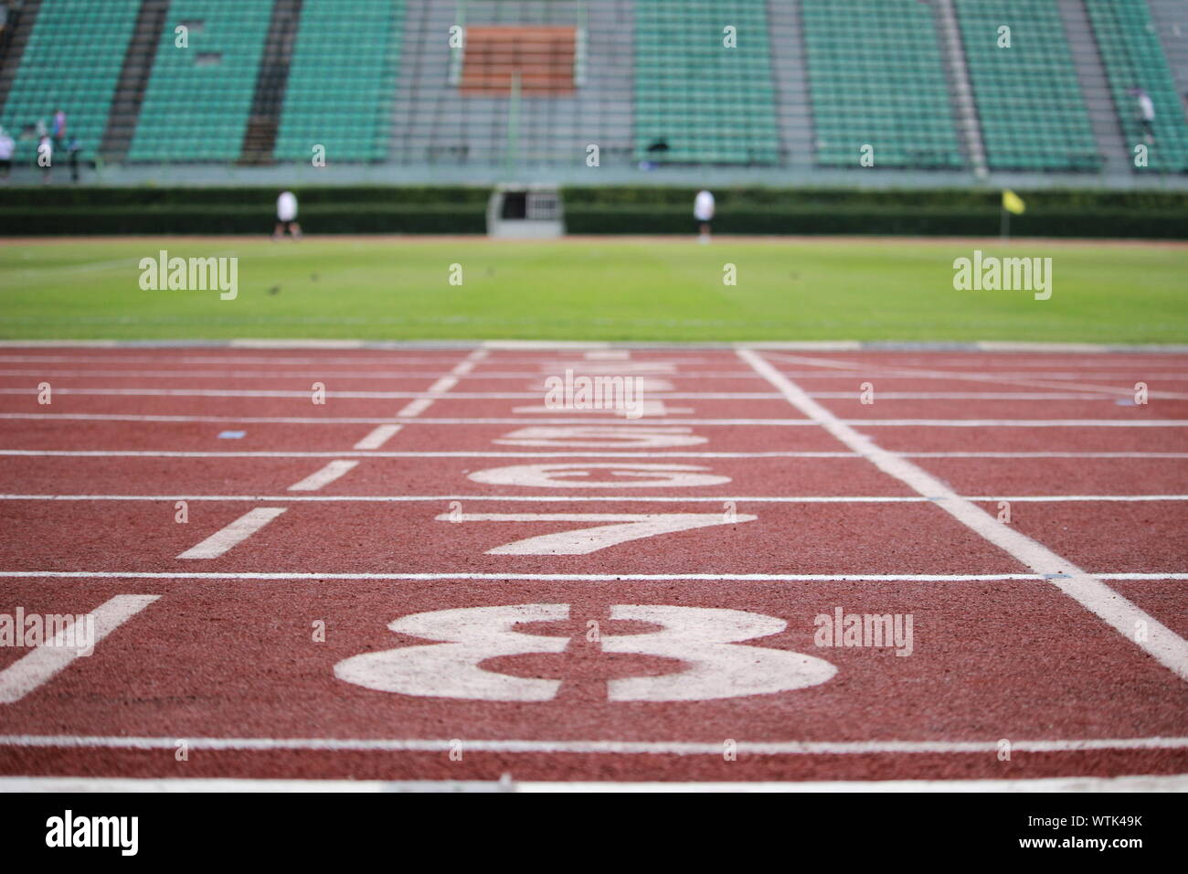 Track starting hi-res stock photography and images - Alamy