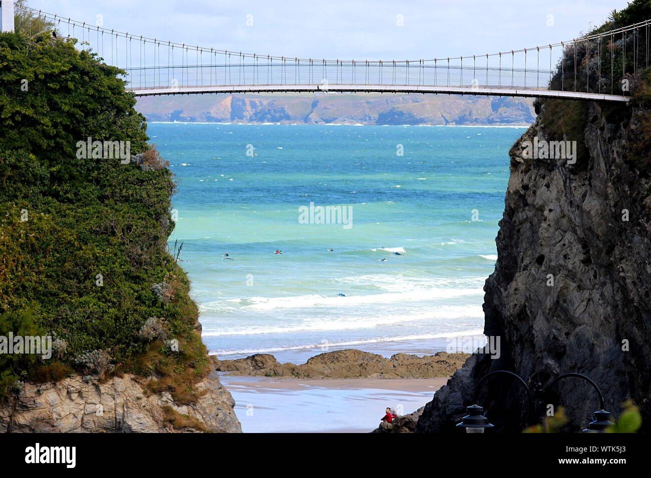 Bridge cliffs hi-res stock photography and images - Alamy