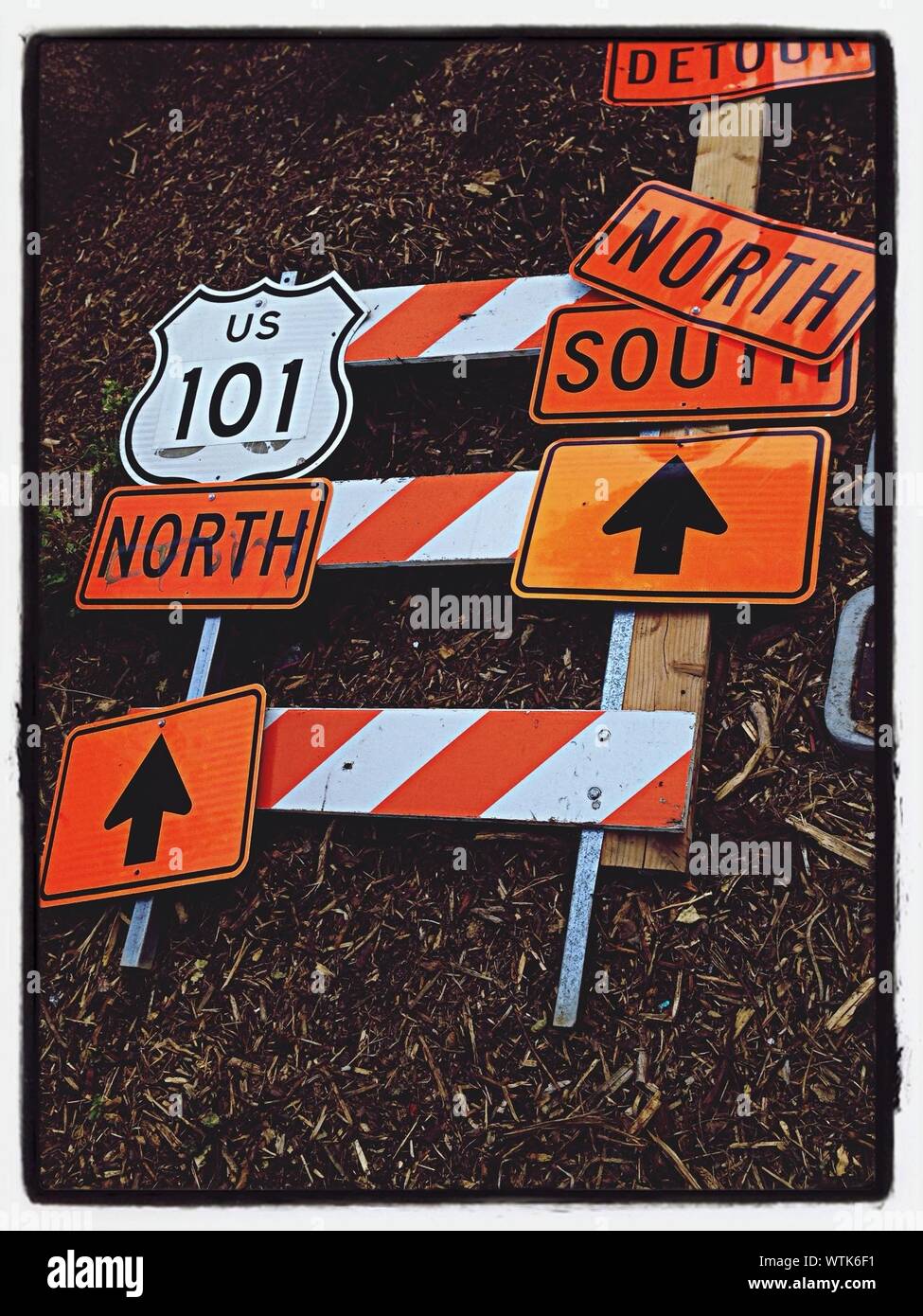 Abandoned signs hi-res stock photography and images - Alamy