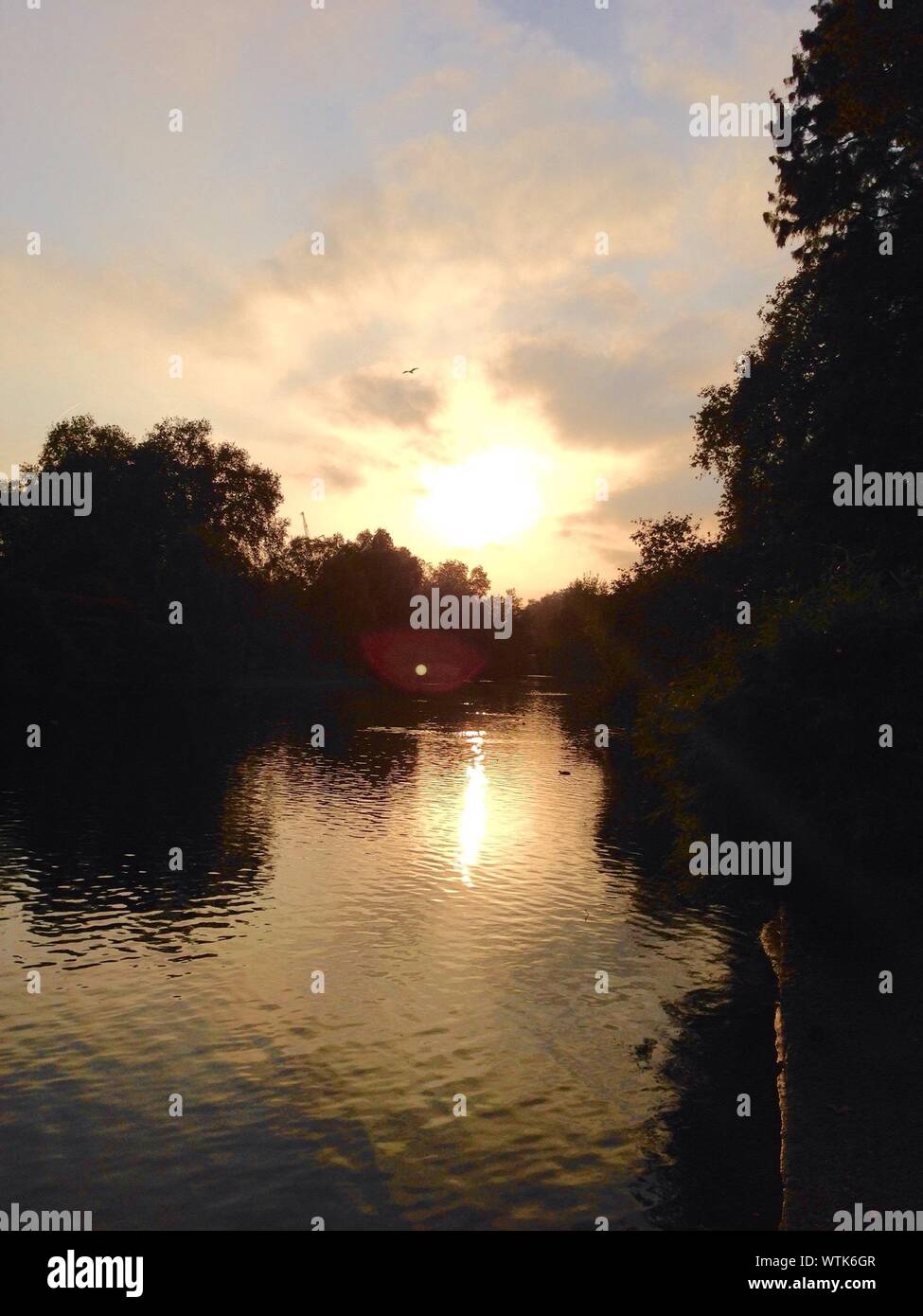 Sunlight reflected on the water hi-res stock photography and images - Alamy