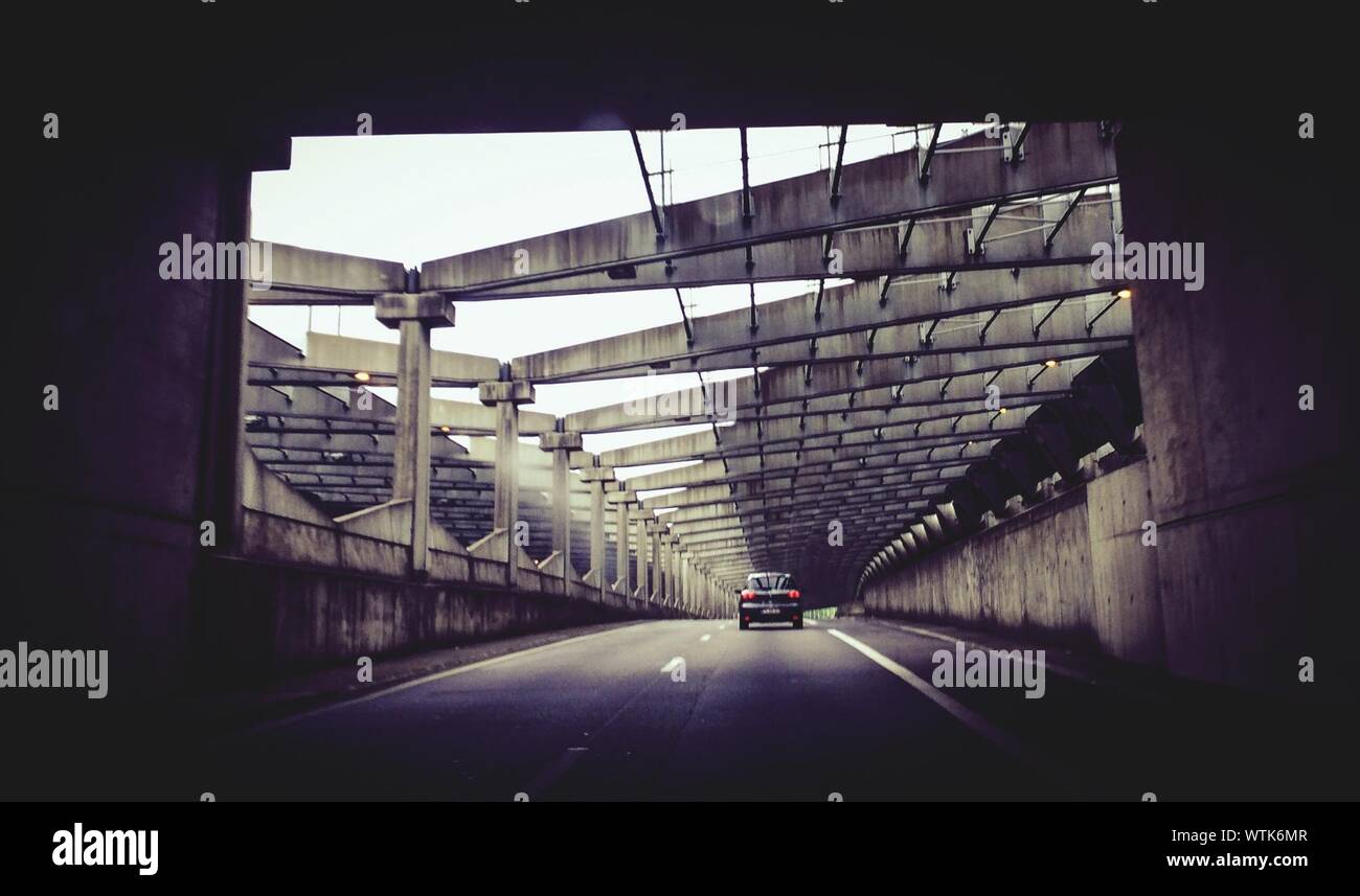 Moving bridge hi-res stock photography and images - Alamy